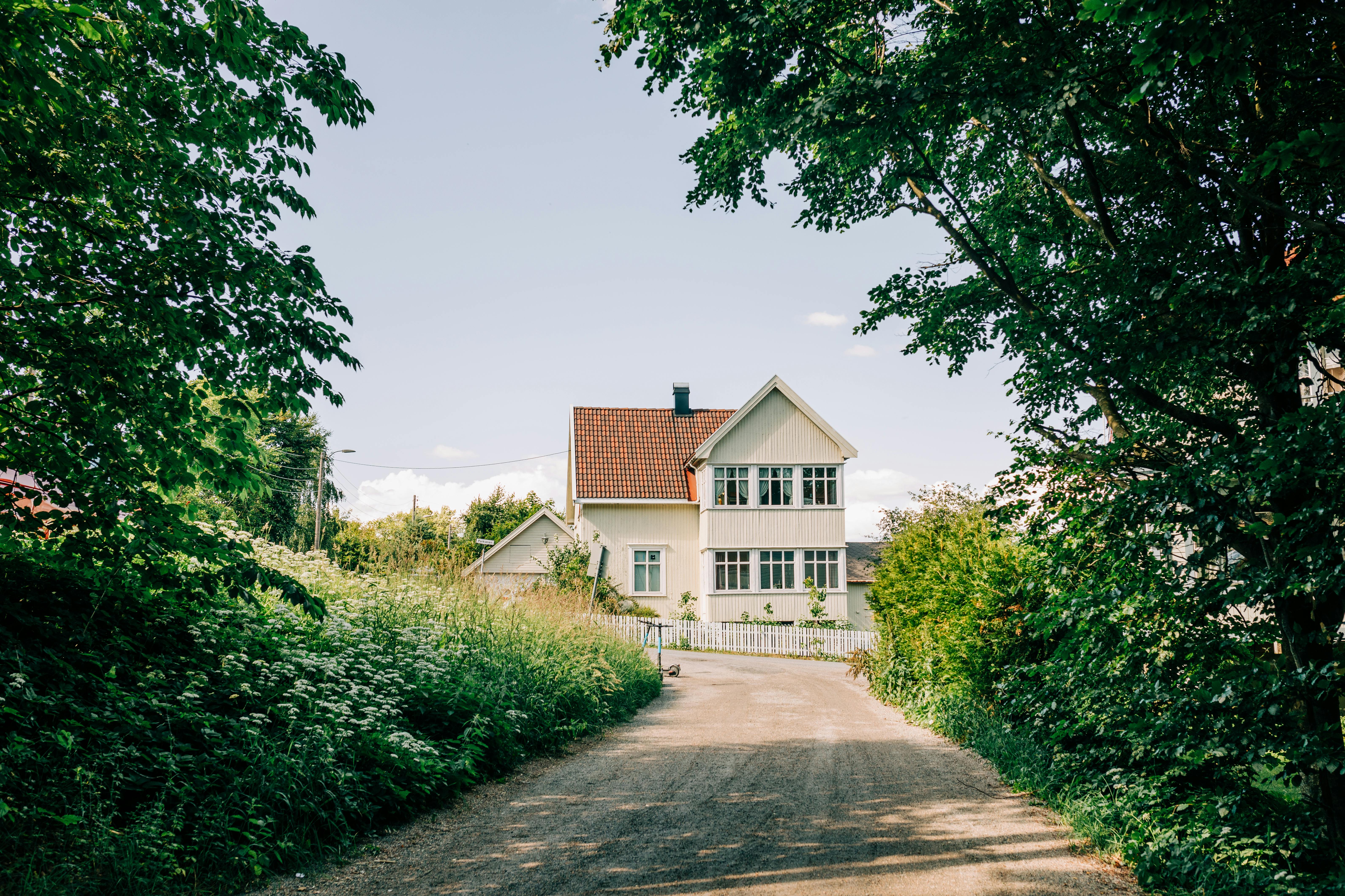 Country House · Free Stock Photo