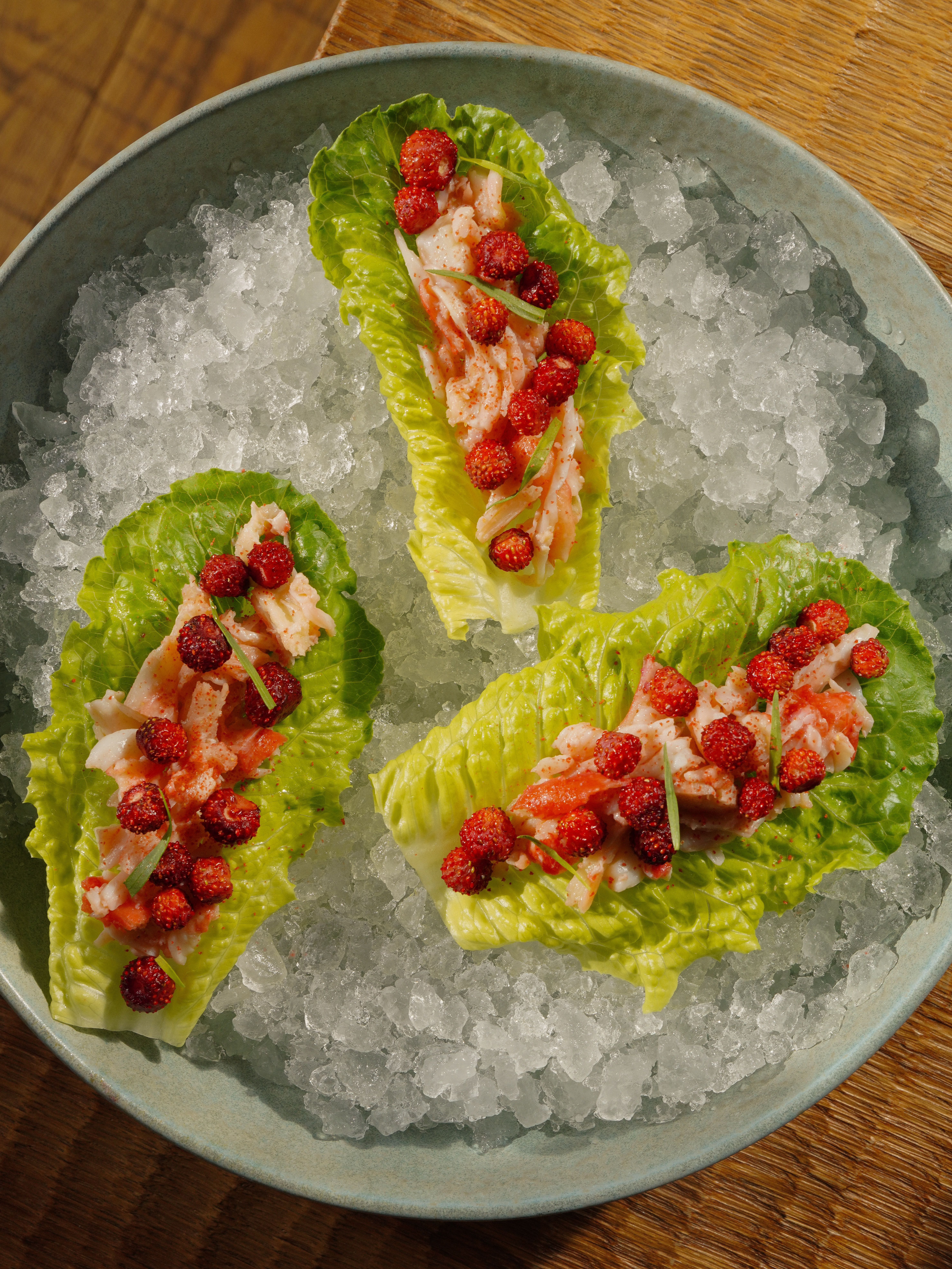 Lettuce with Fruit and Ice · Free Stock Photo