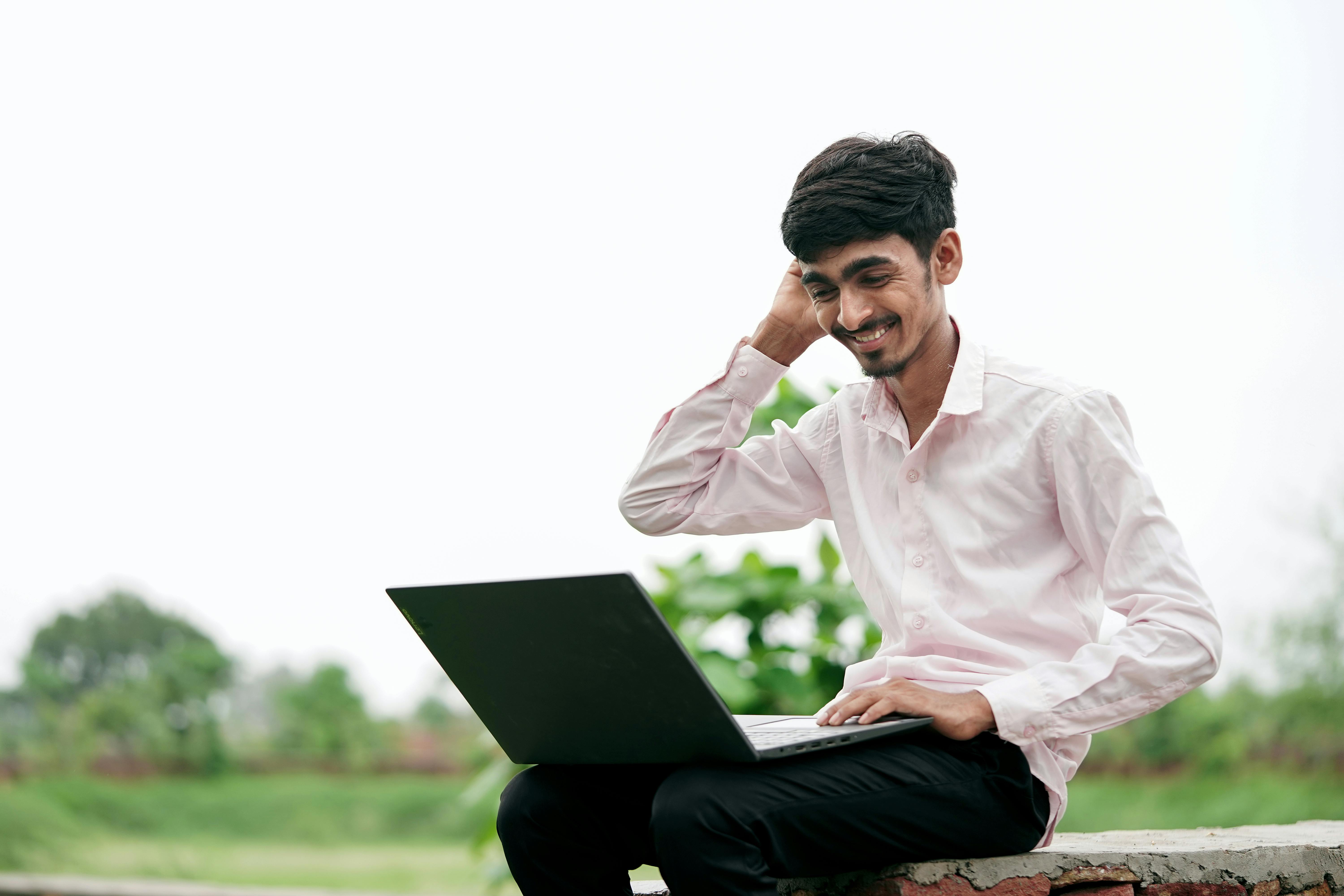 Man Holding Laptop Photos, Download The BEST Free Man Holding Laptop ...