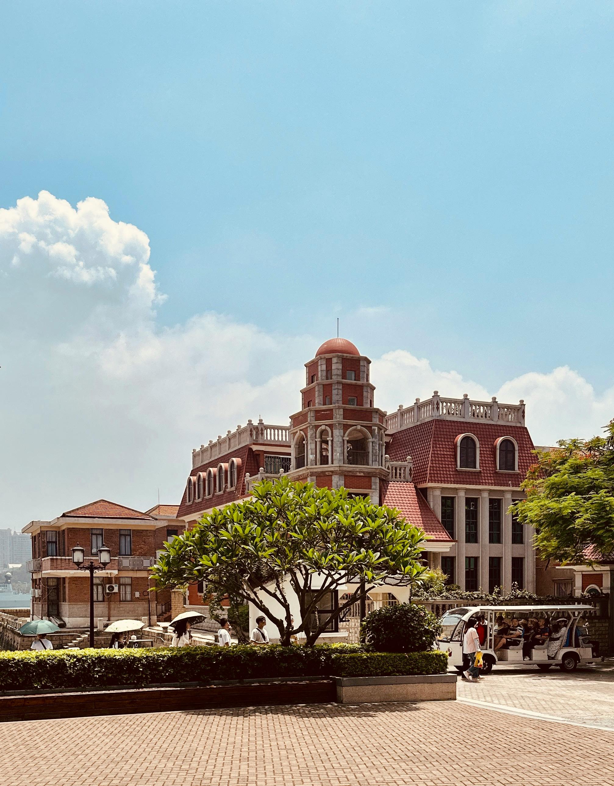 Street in Front of the Dutch Consulate in Gulangyu · Free Stock Photo