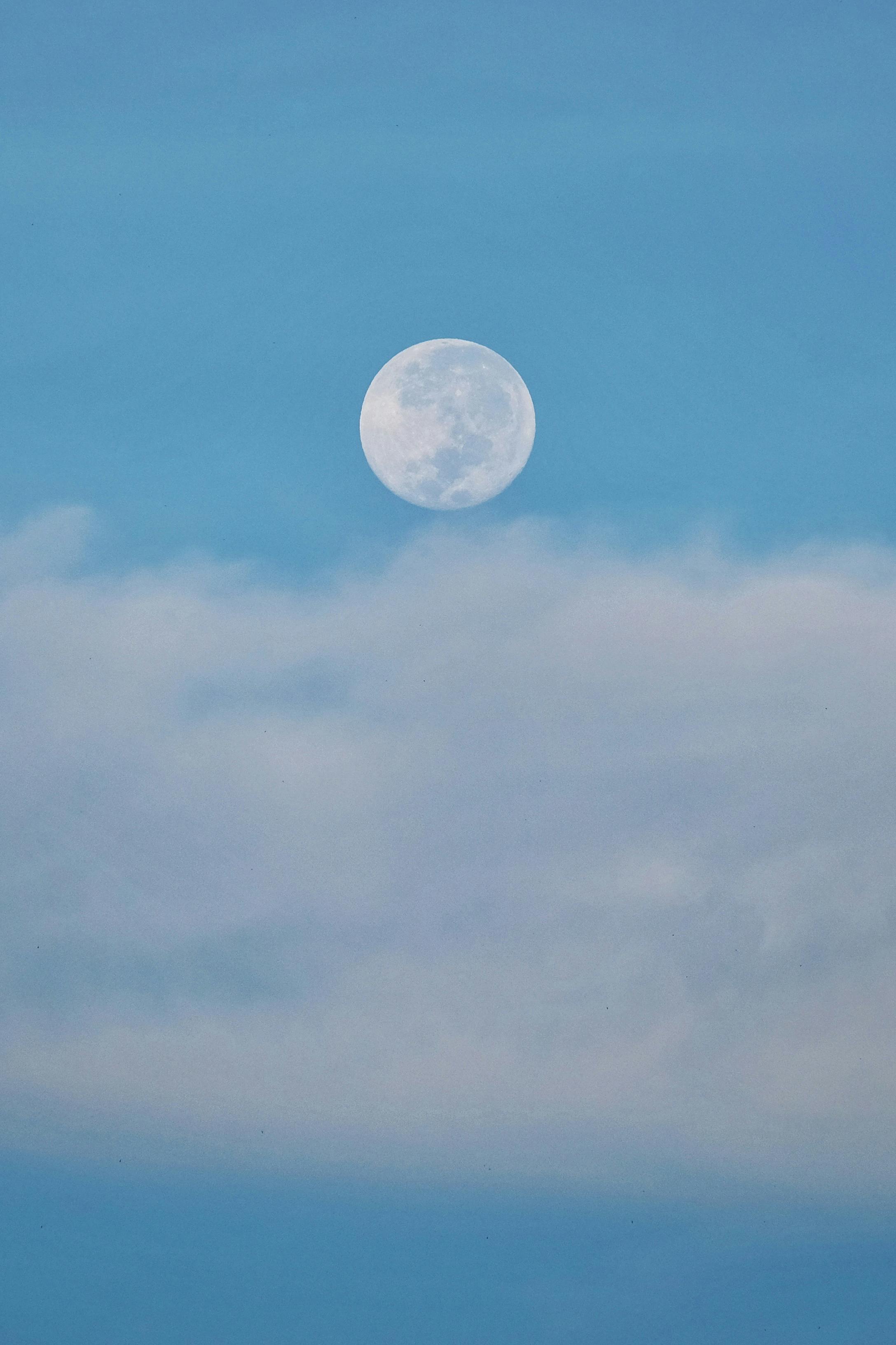 Full Moon over Cloud on Blue Sky · Free Stock Photo