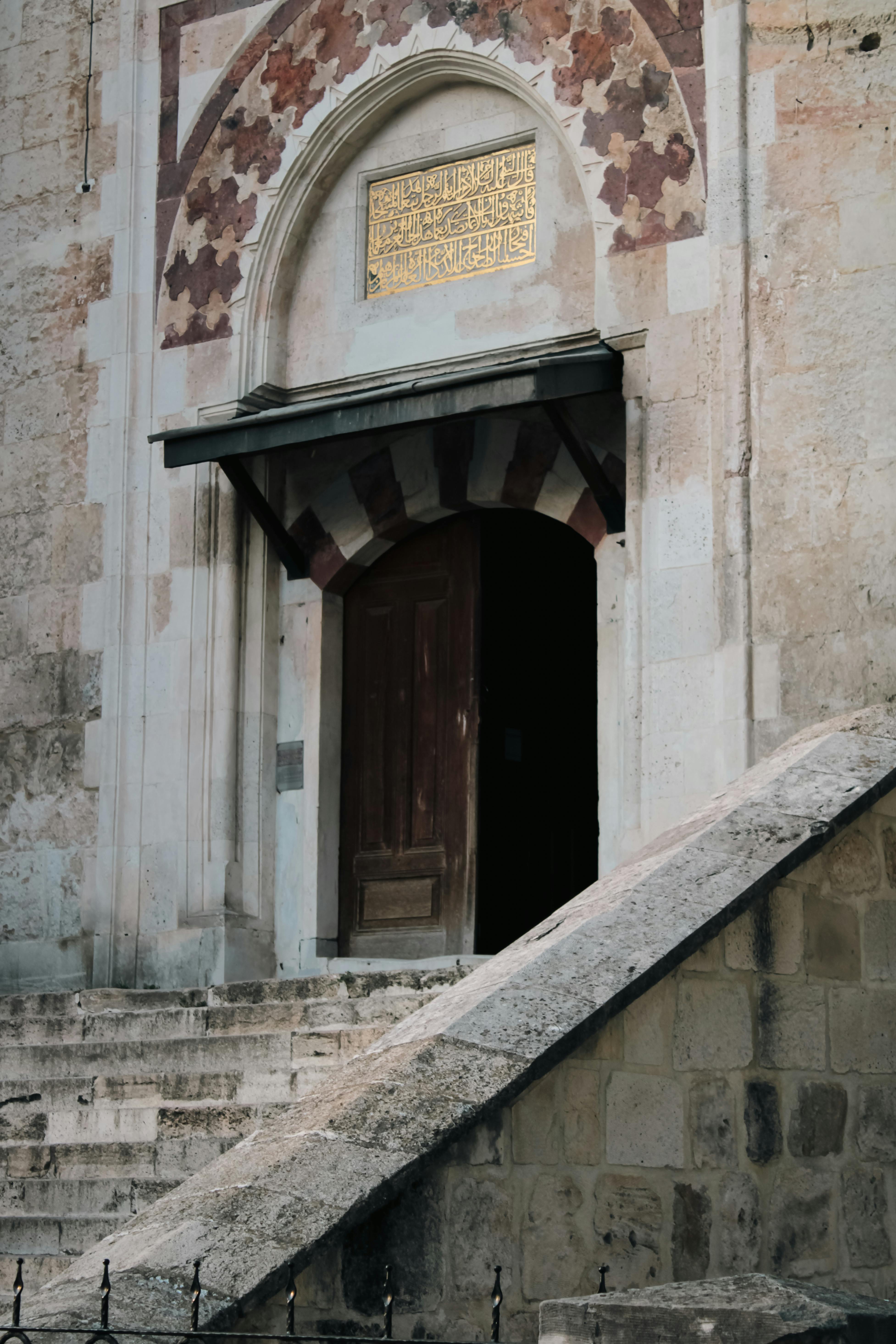 Entrance to Residential Building Devastated by Explosion · Free Stock Photo