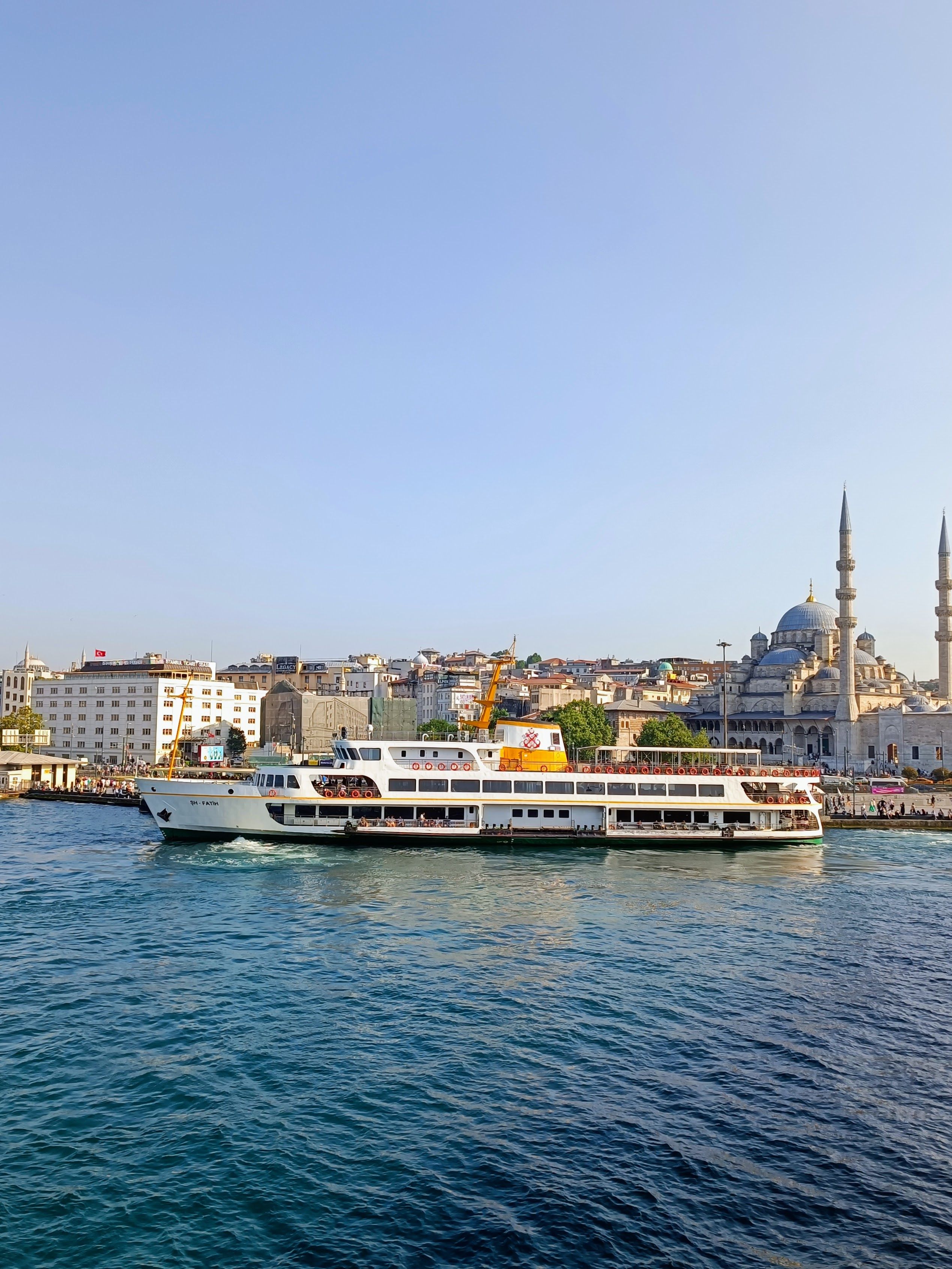Ship in the Kadikoy Ferry Terminal, Istanbul, Turkey · Free Stock Photo