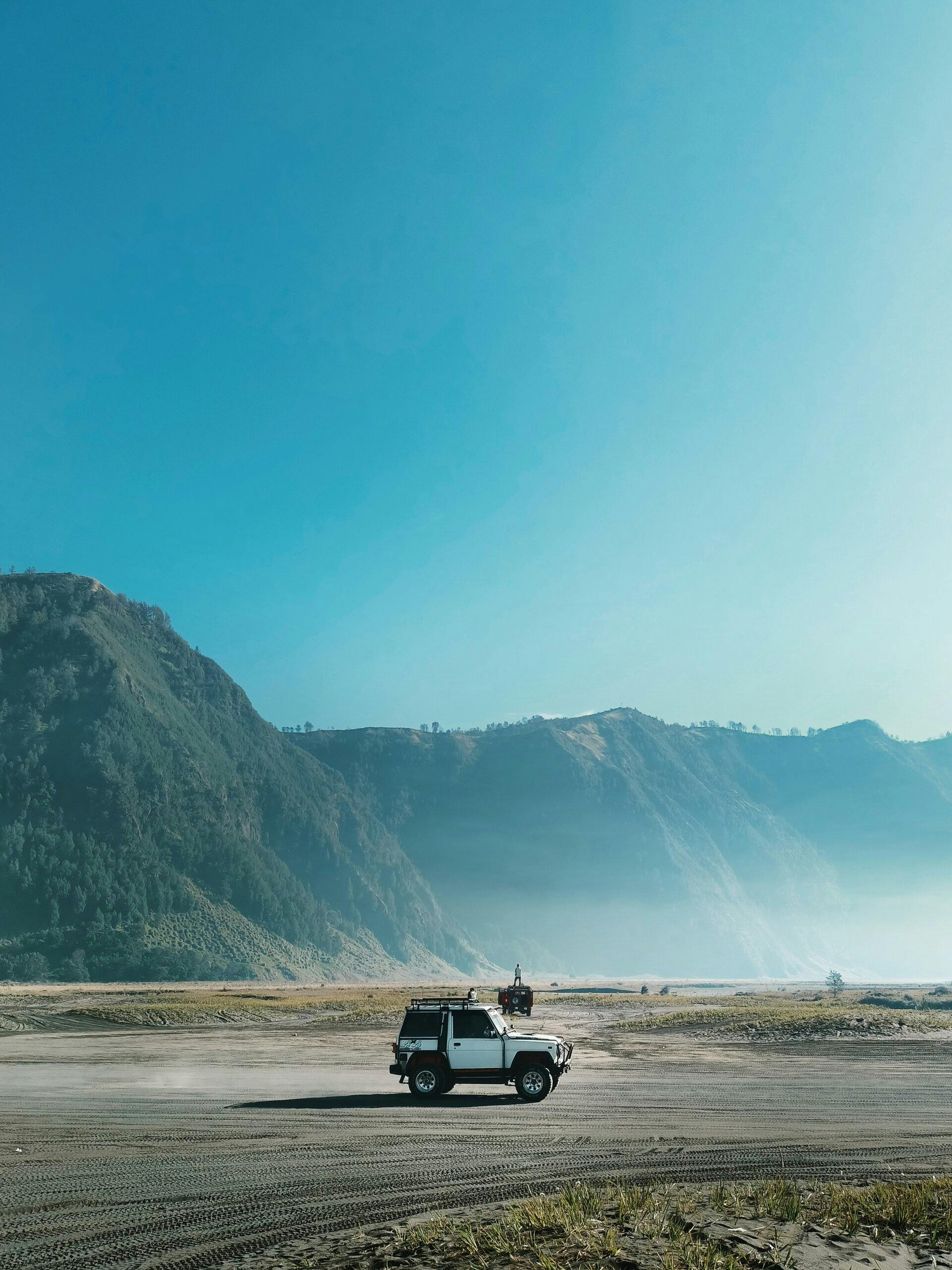 O Momento Em Que O Jipe Está Passando · Foto profissional gratuita