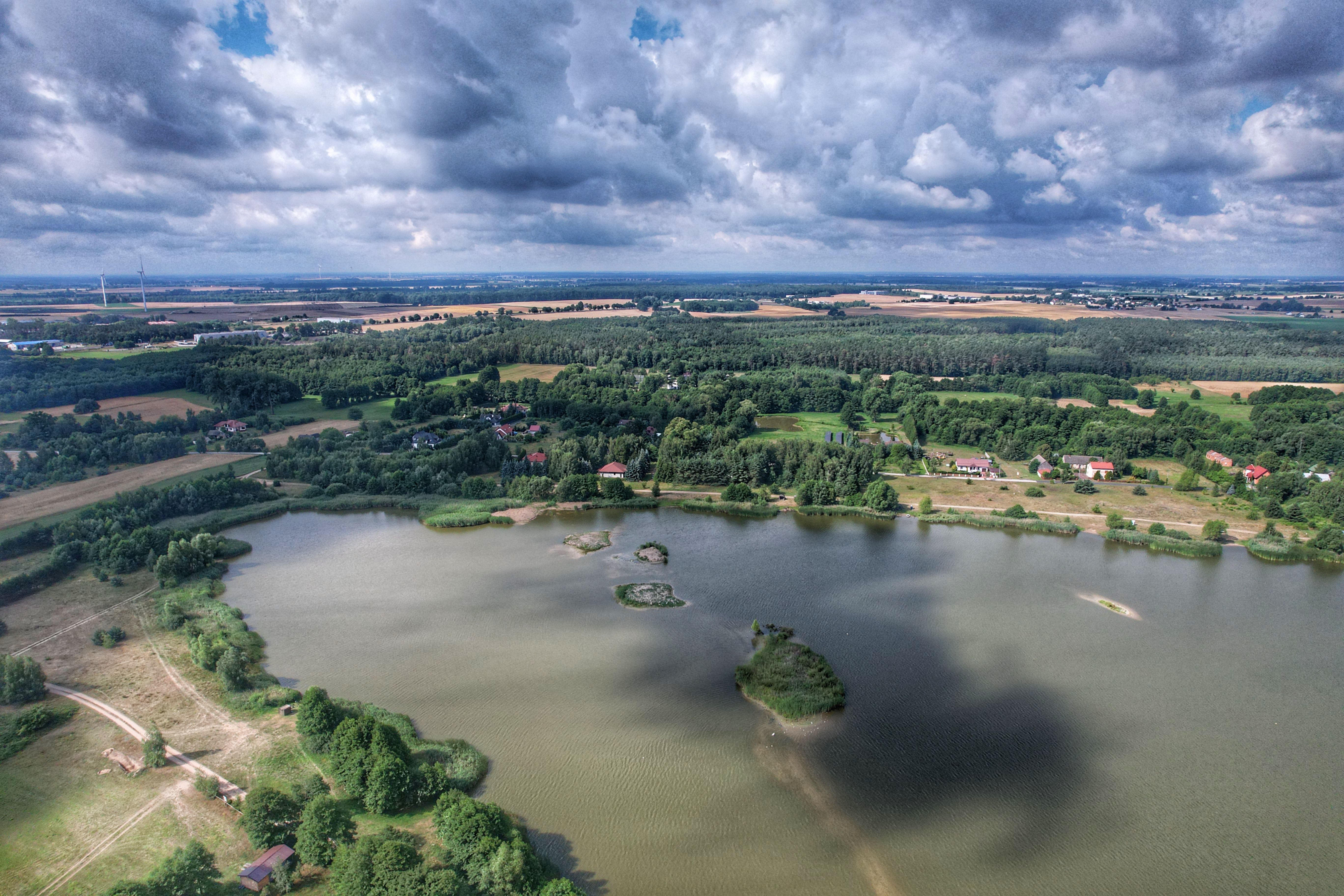 Lake on Plains in Countryside · Free Stock Photo