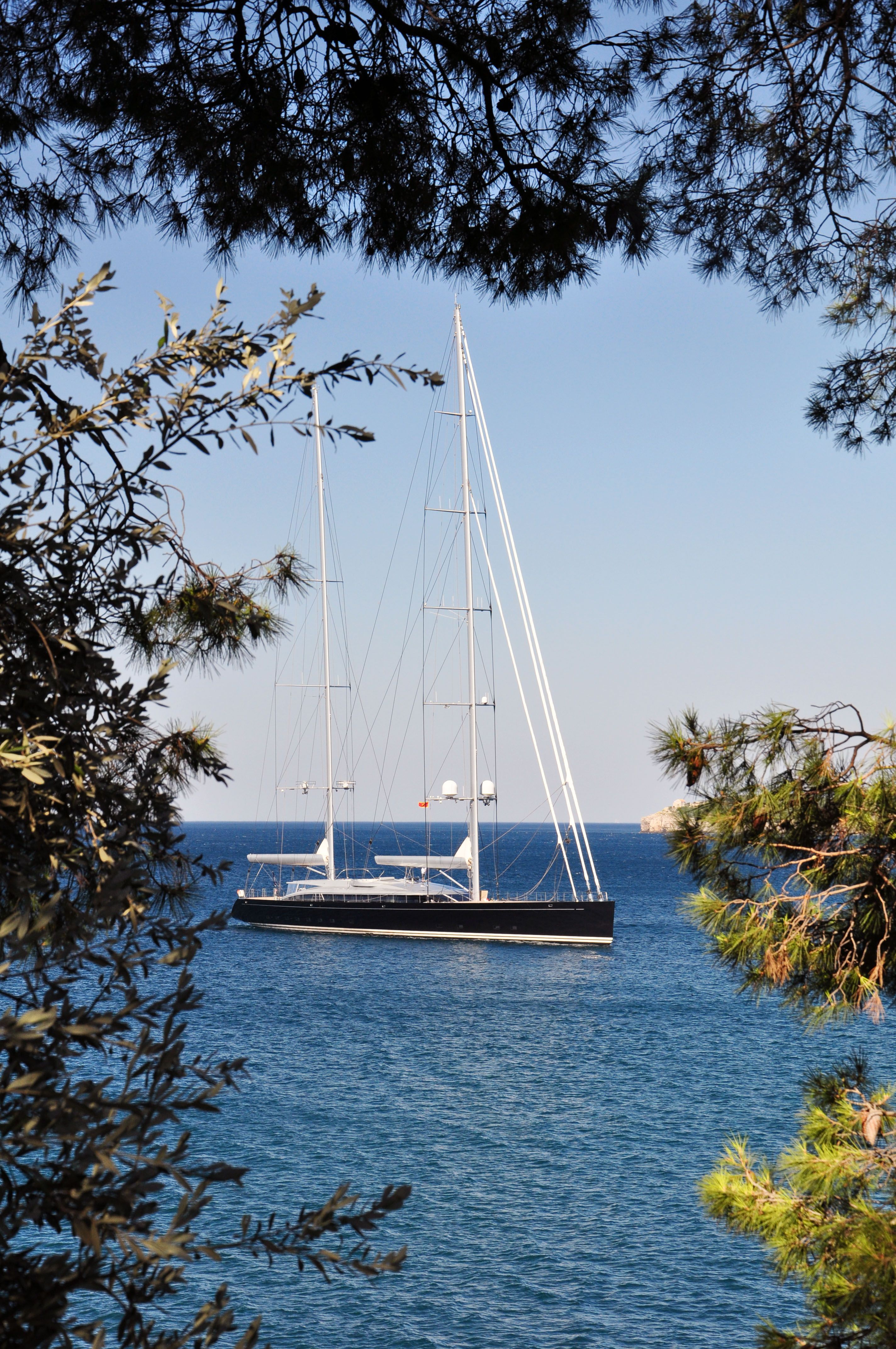 Head and Mast over Water near Coast · Free Stock Photo