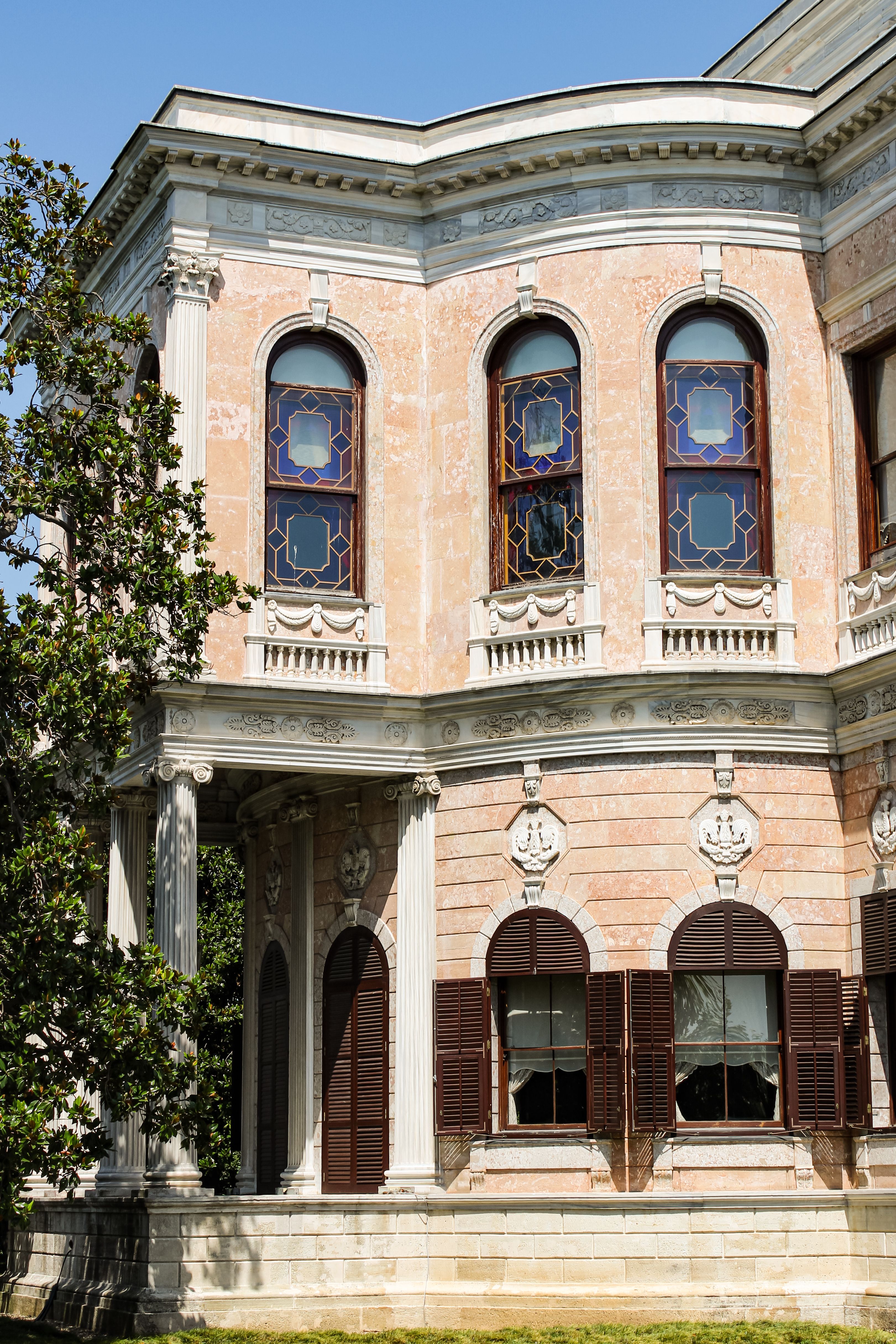 Side Wing of Beykoz Mecidiye Pavilion, Istanbul Turkey · Free Stock Photo