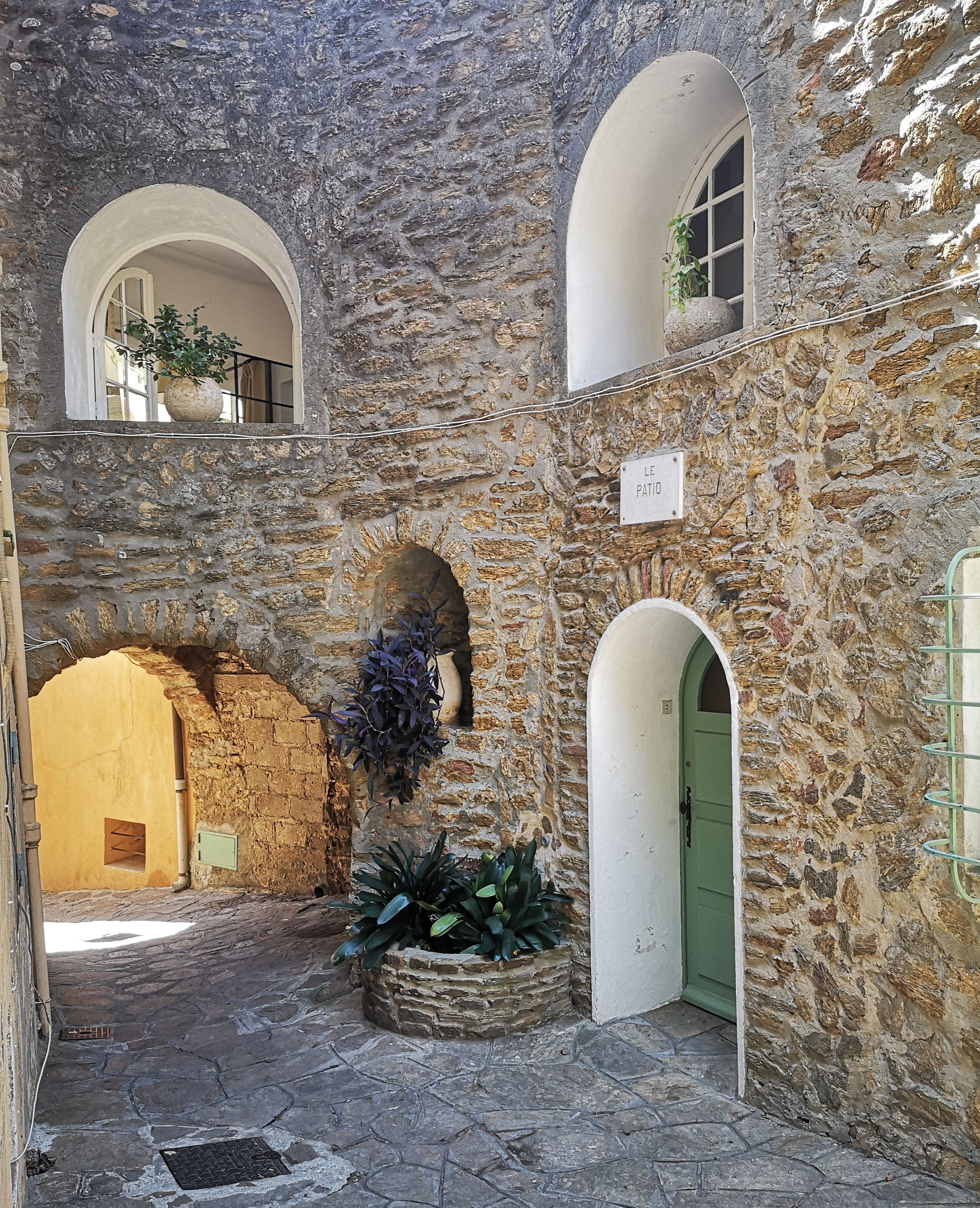 Stone Building Walls around Alley · Free Stock Photo