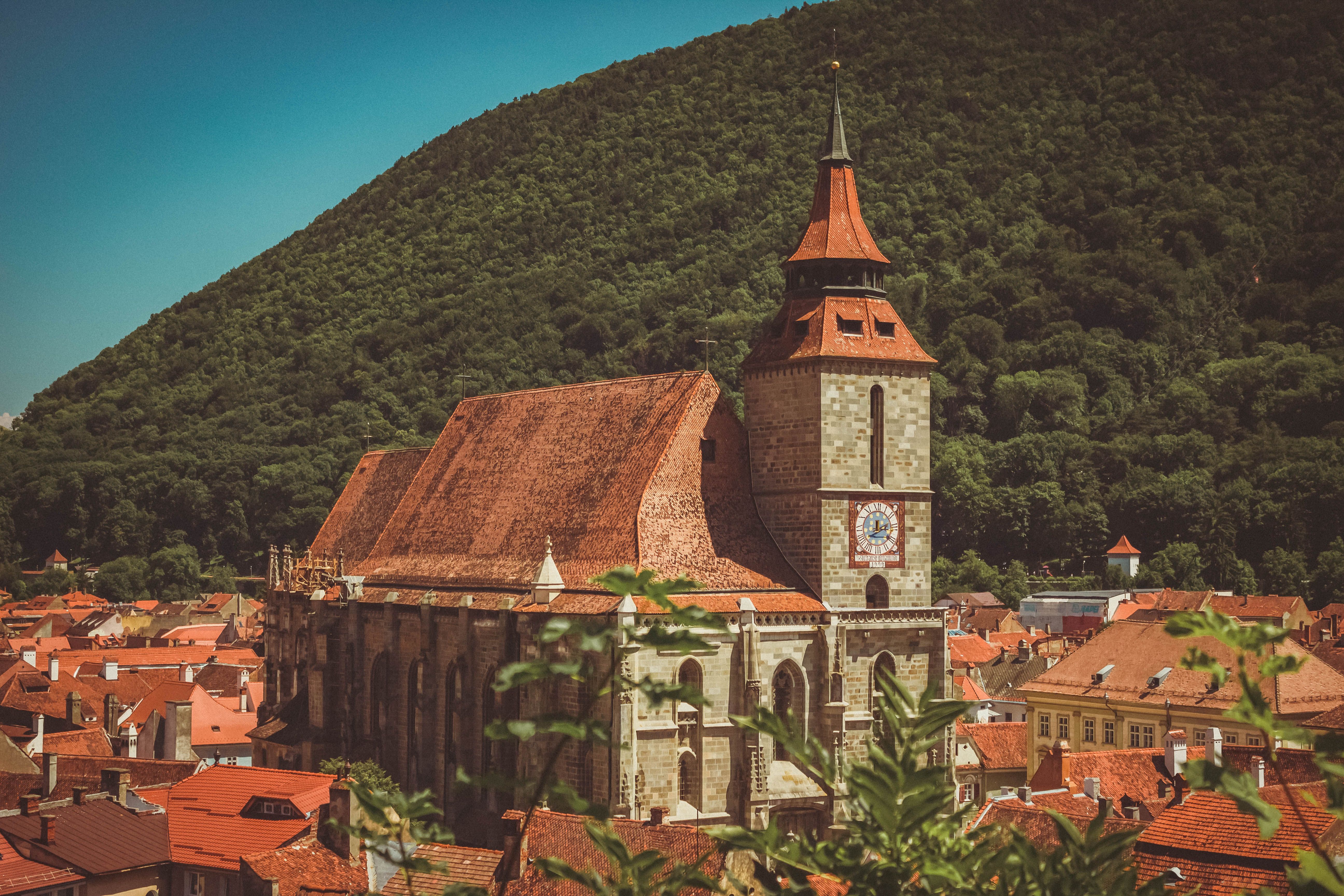 Gothic Black Church in Brasov · Free Stock Photo