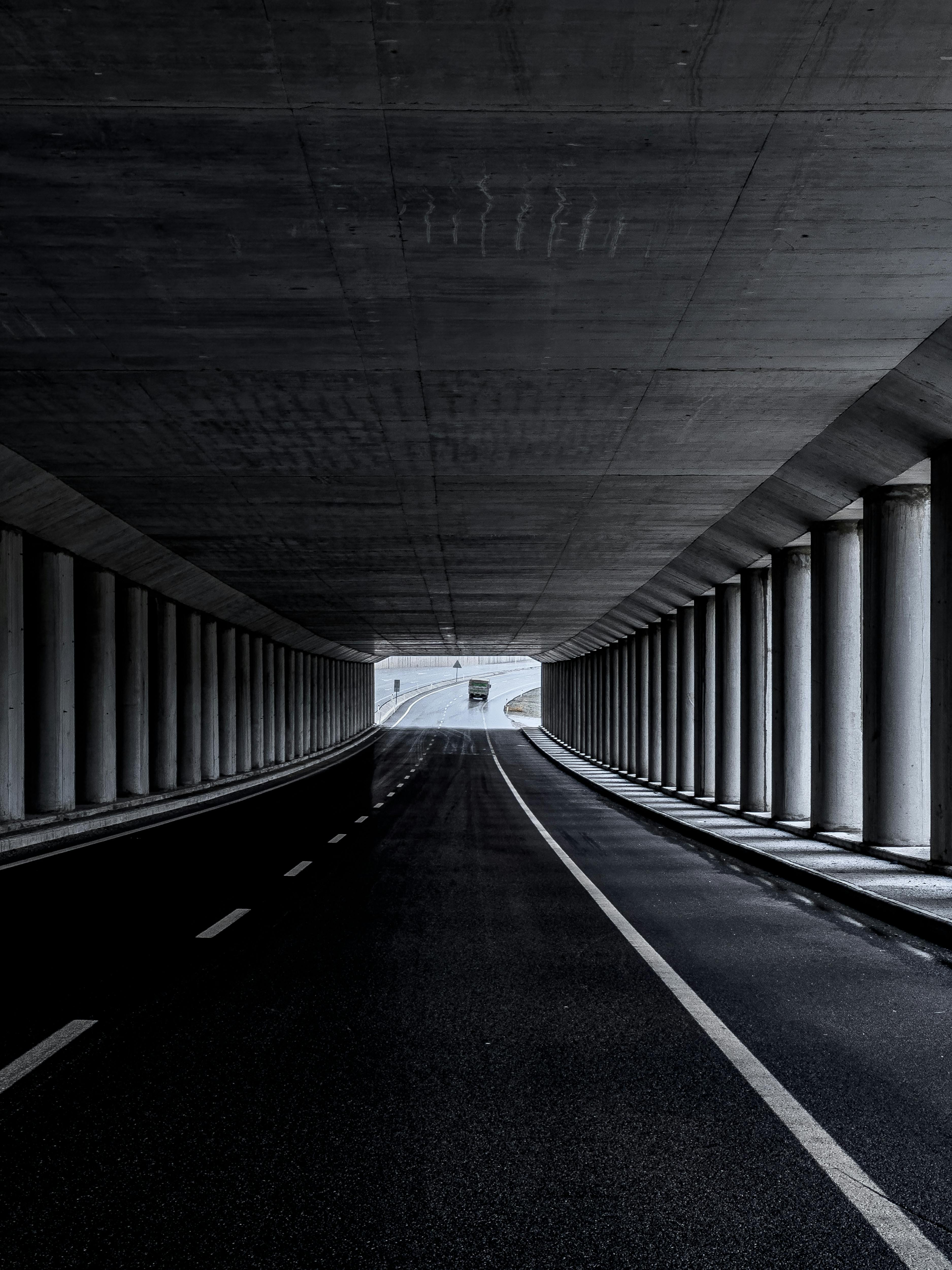 Gray Road · Free Stock Photo