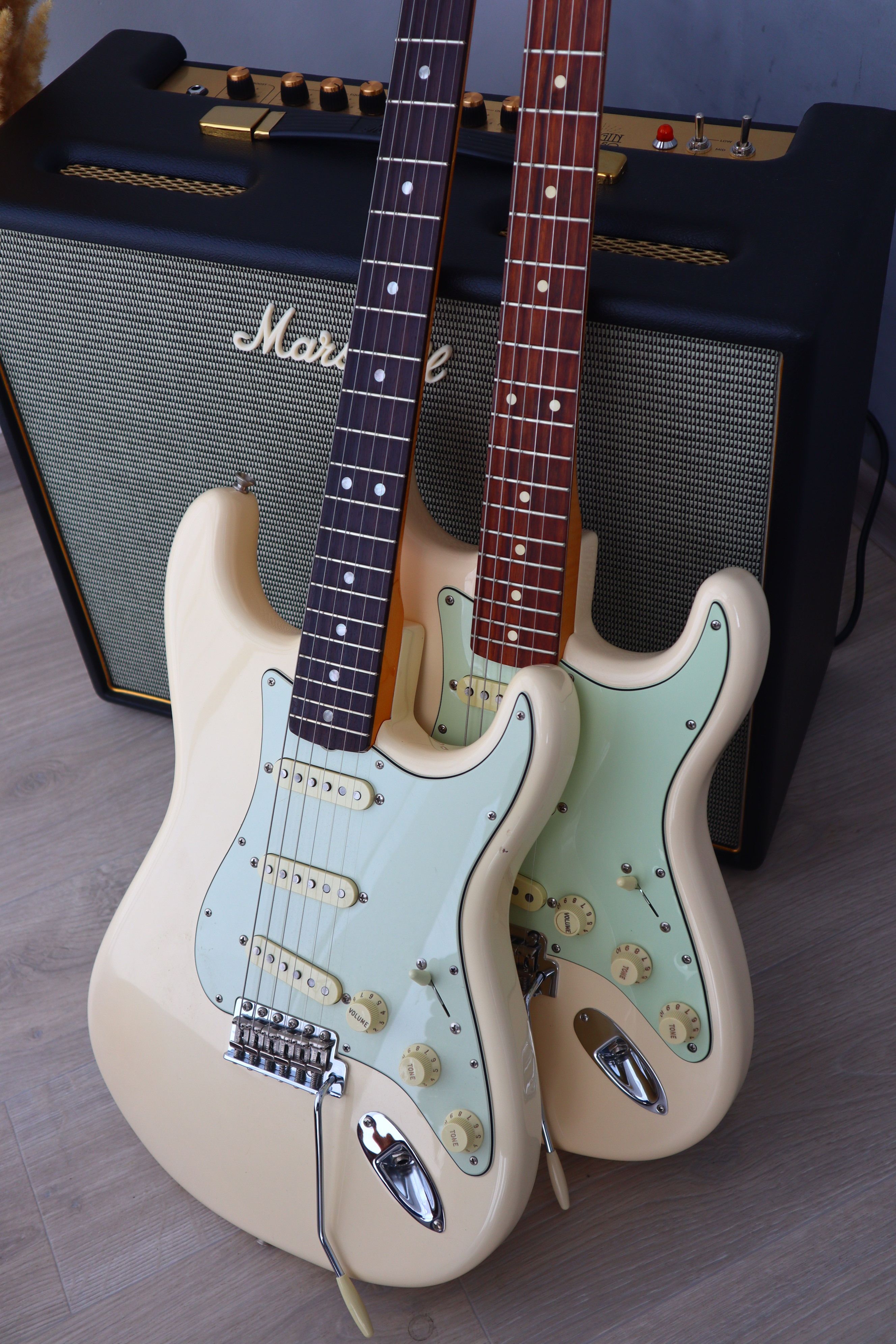 Fender Stratocaster · Free Stock Photo