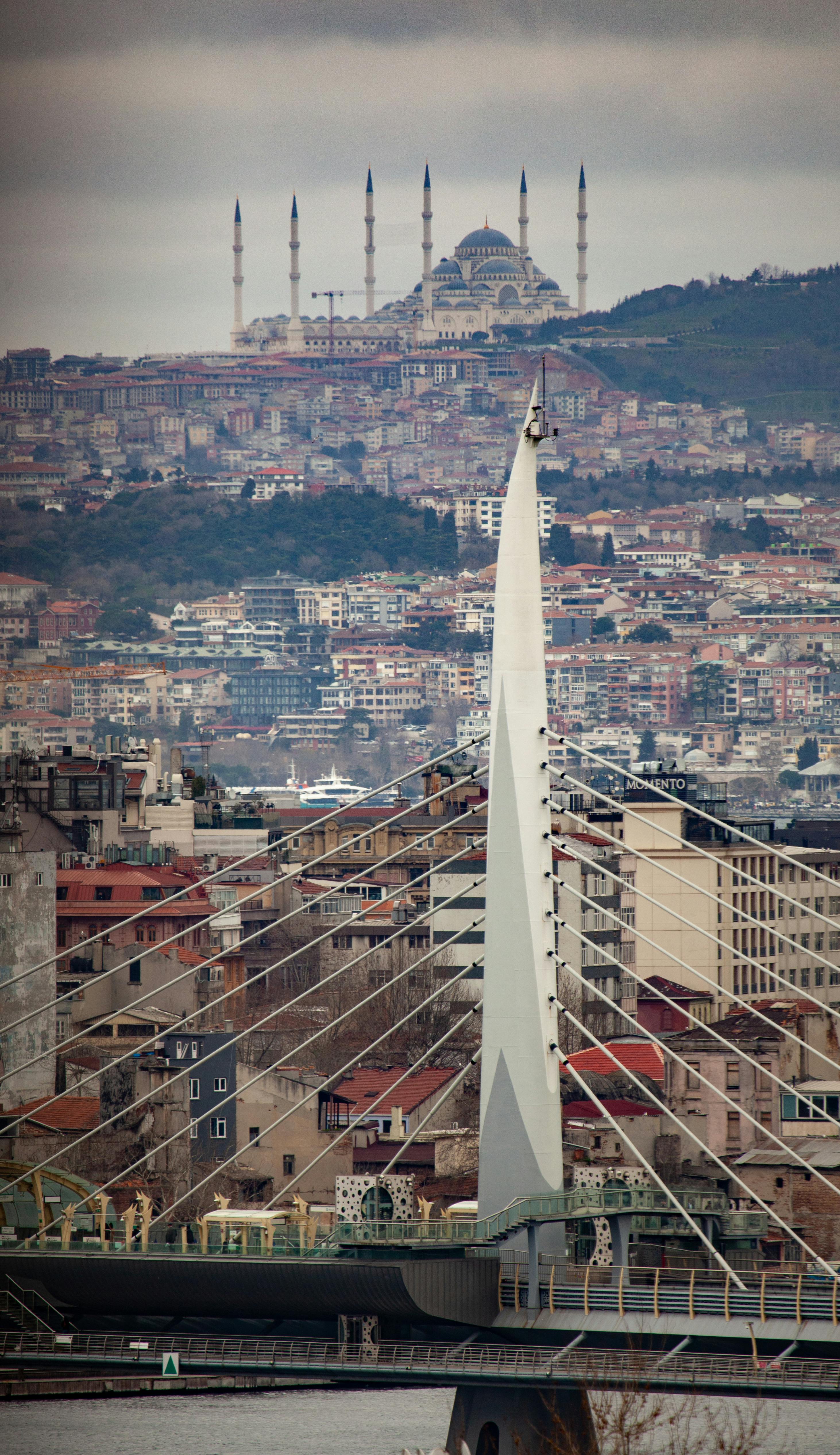 Halic Bridge in Istanbul · Free Stock Photo
