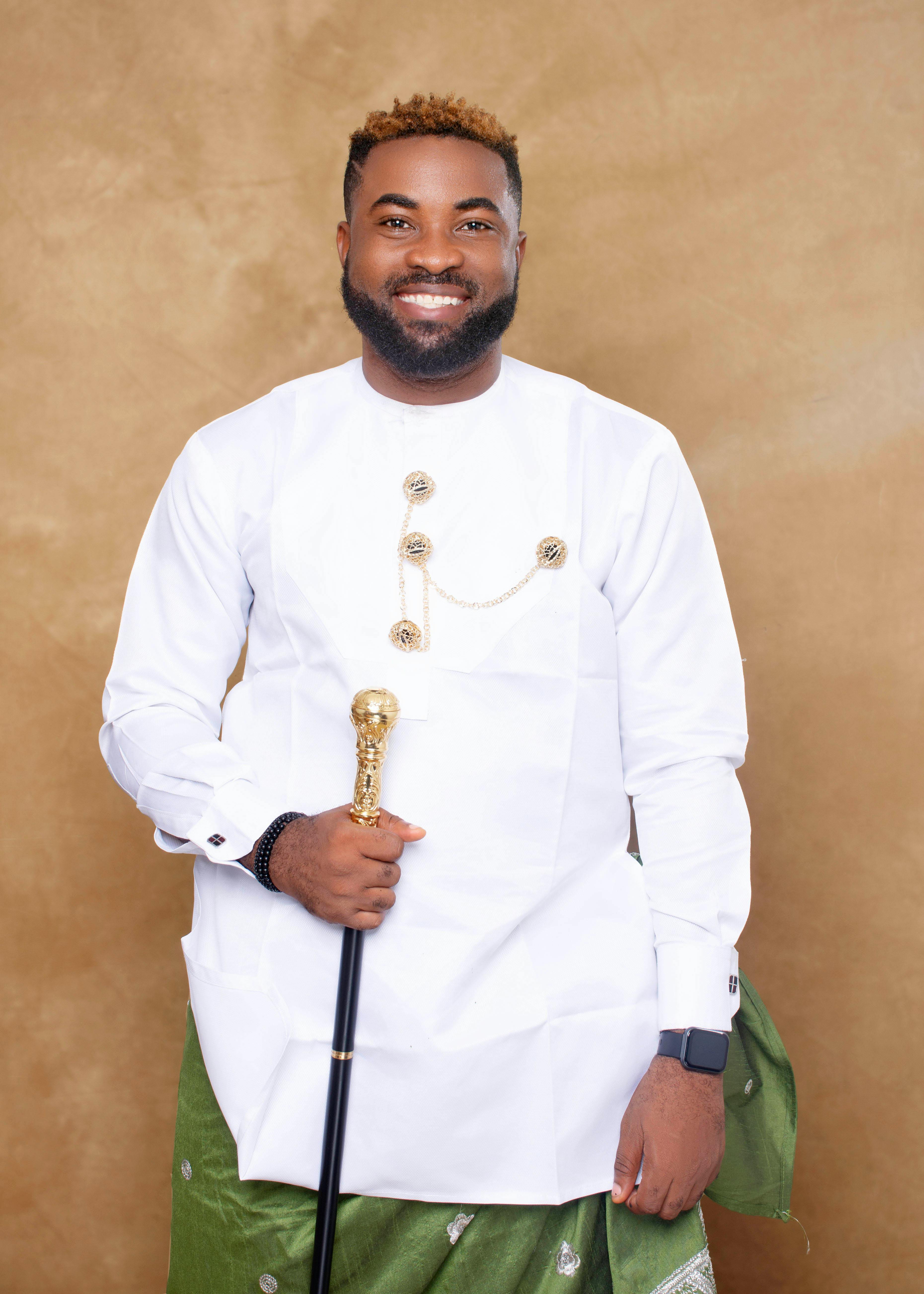 Man in a White Traditional Shirt · Free Stock Photo