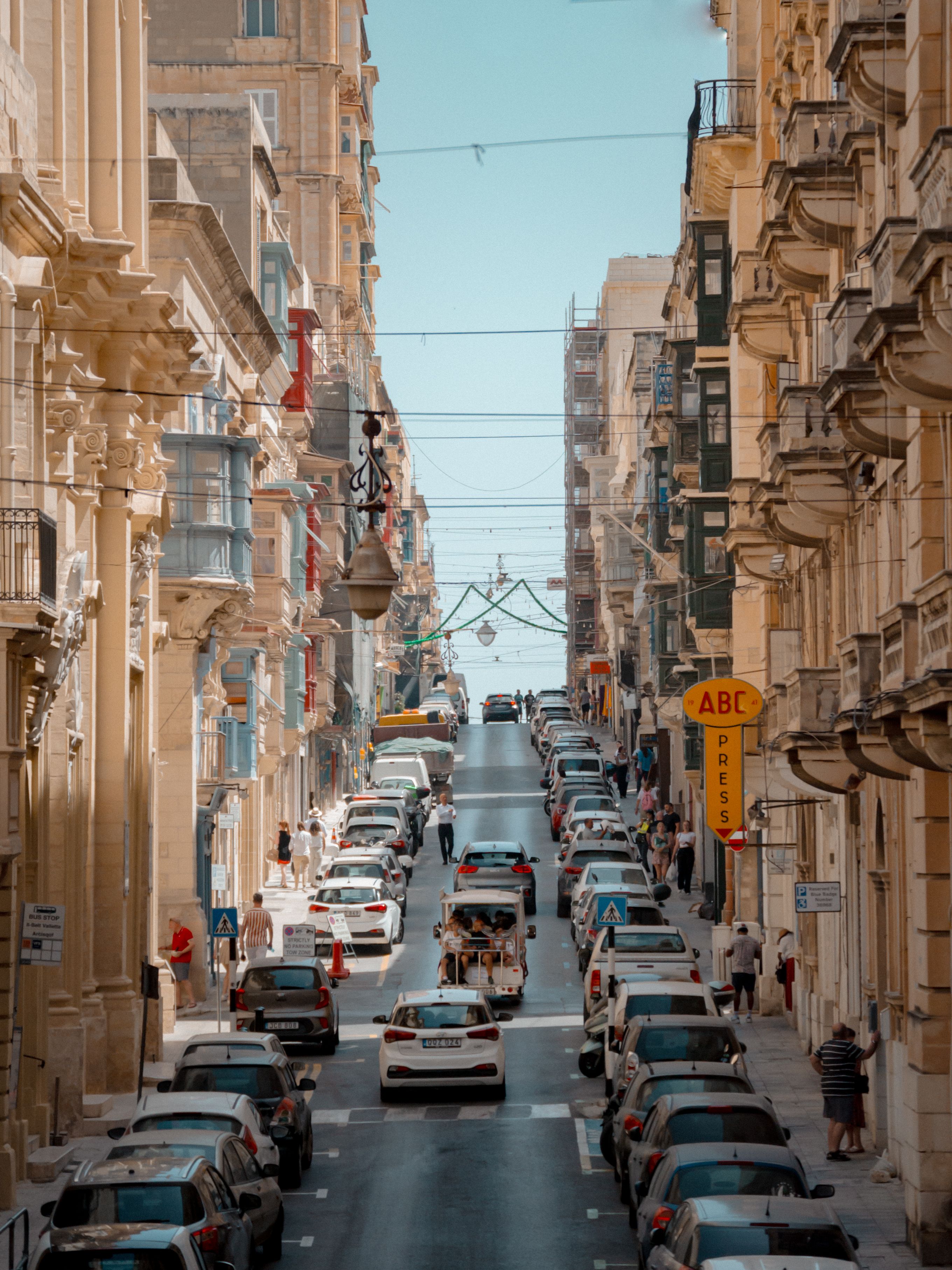 Cars on Street in City · Free Stock Photo