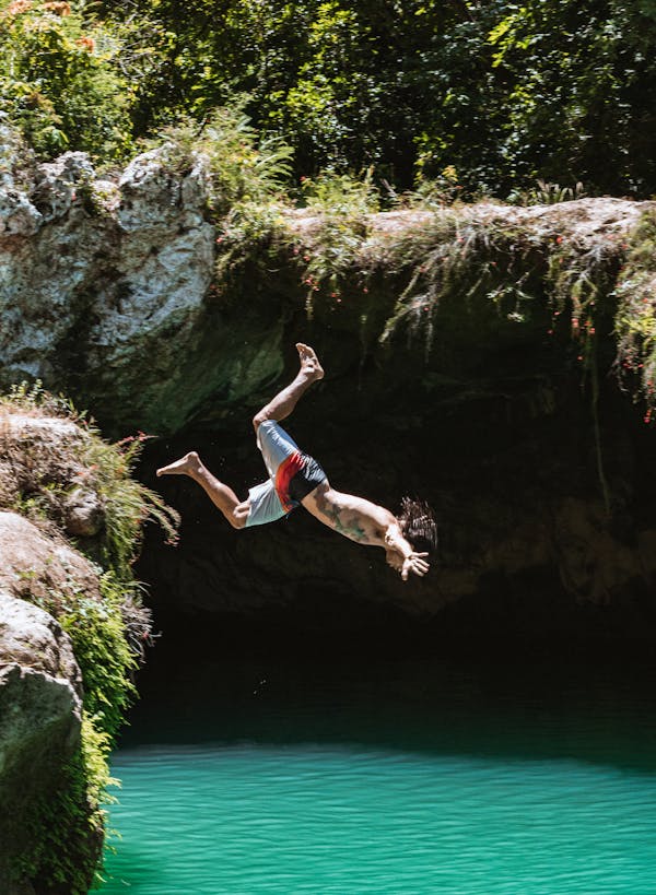 Cliff Jump Photos, Download The BEST Free Cliff Jump Stock Photos & HD ...
