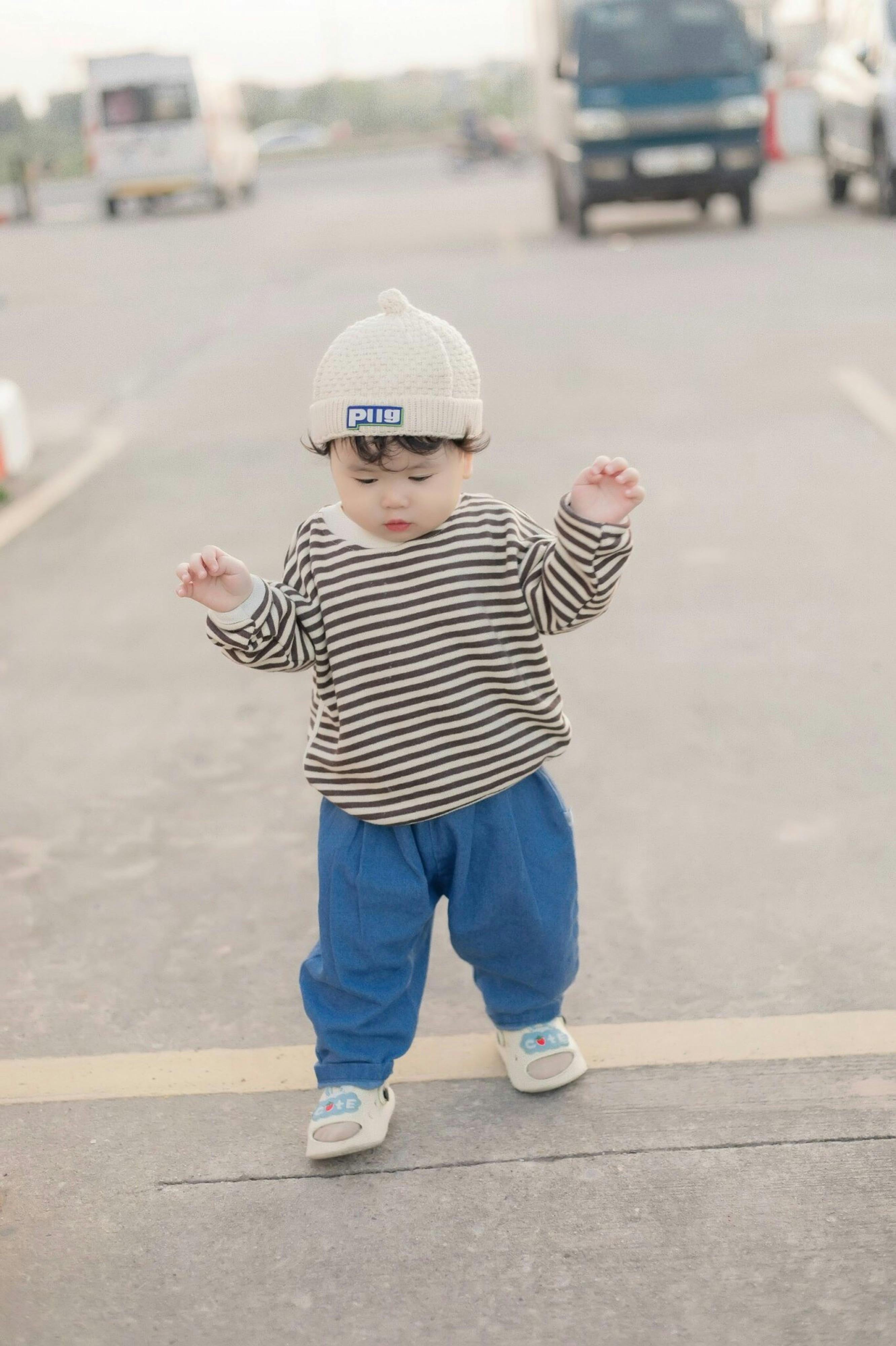 Boy Cars Photos, Download The BEST Free Boy Cars Stock Photos & HD Images