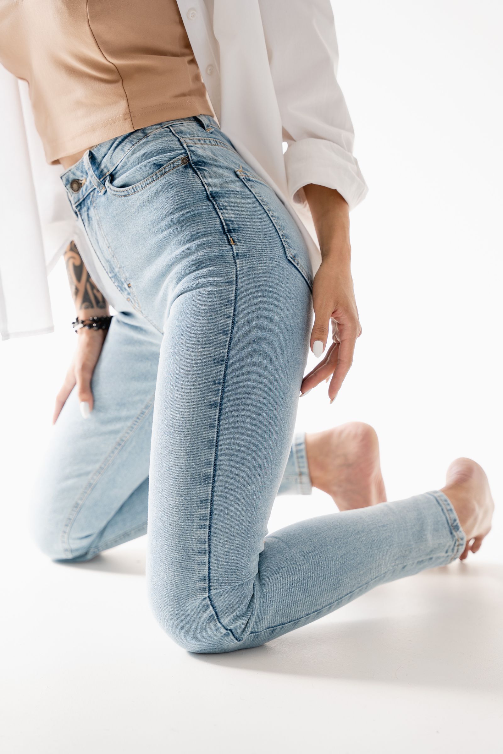 Between Legs Photos, Download The BEST Free Between Legs Stock Photos ...