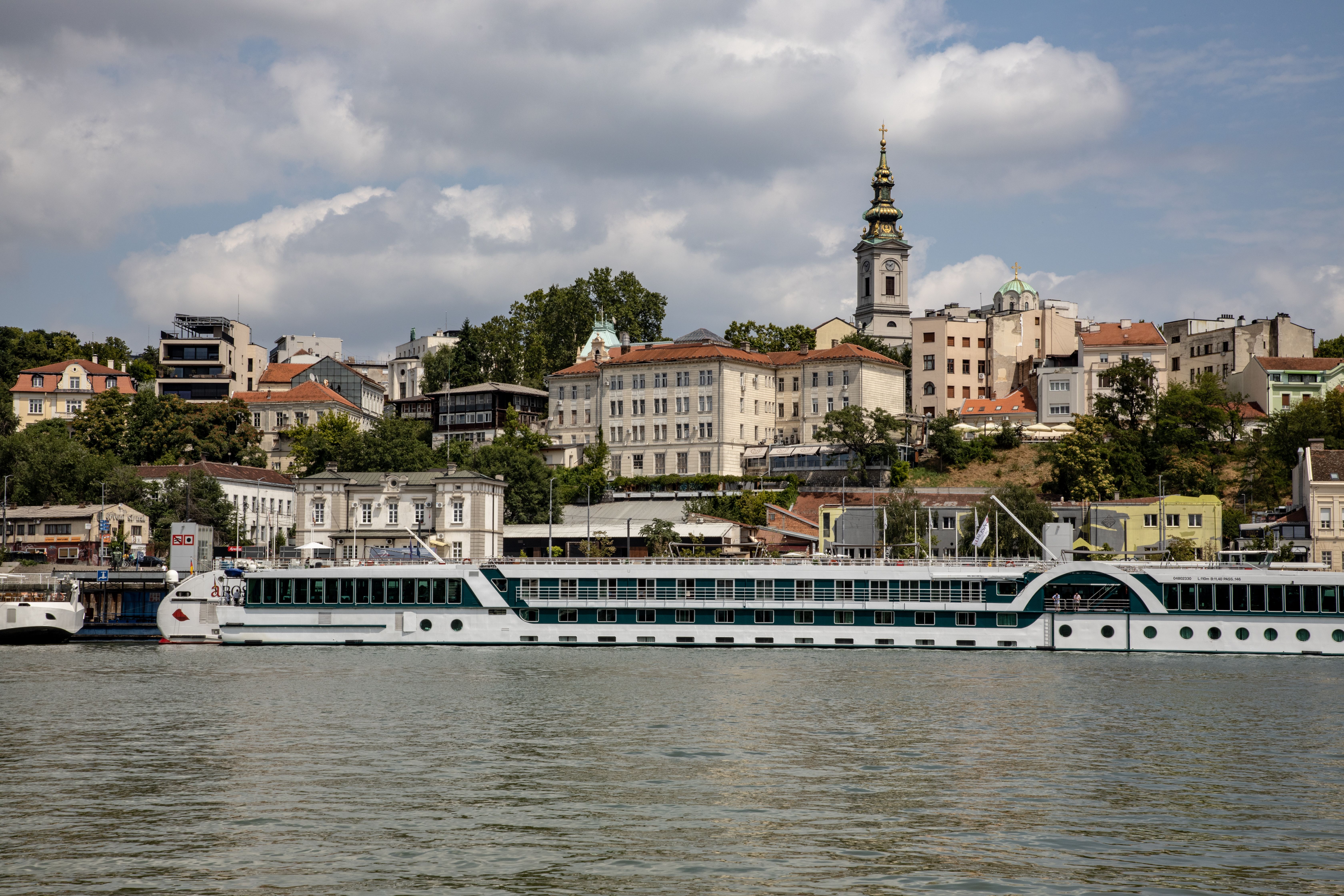 Sava Pathor Photos, Download The BEST Free Sava Pathor Stock Photos ...