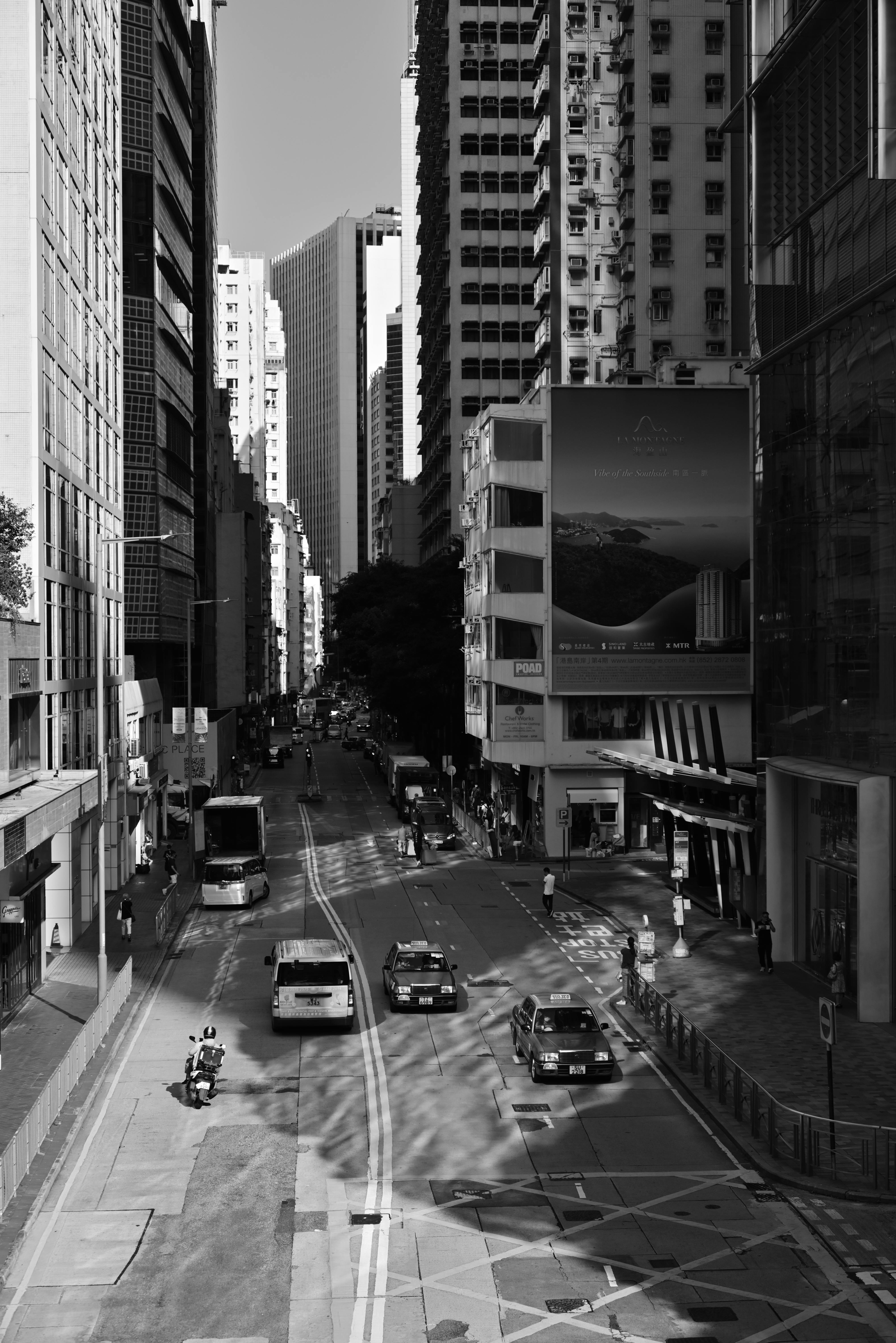 Cars on Street in City · Free Stock Photo
