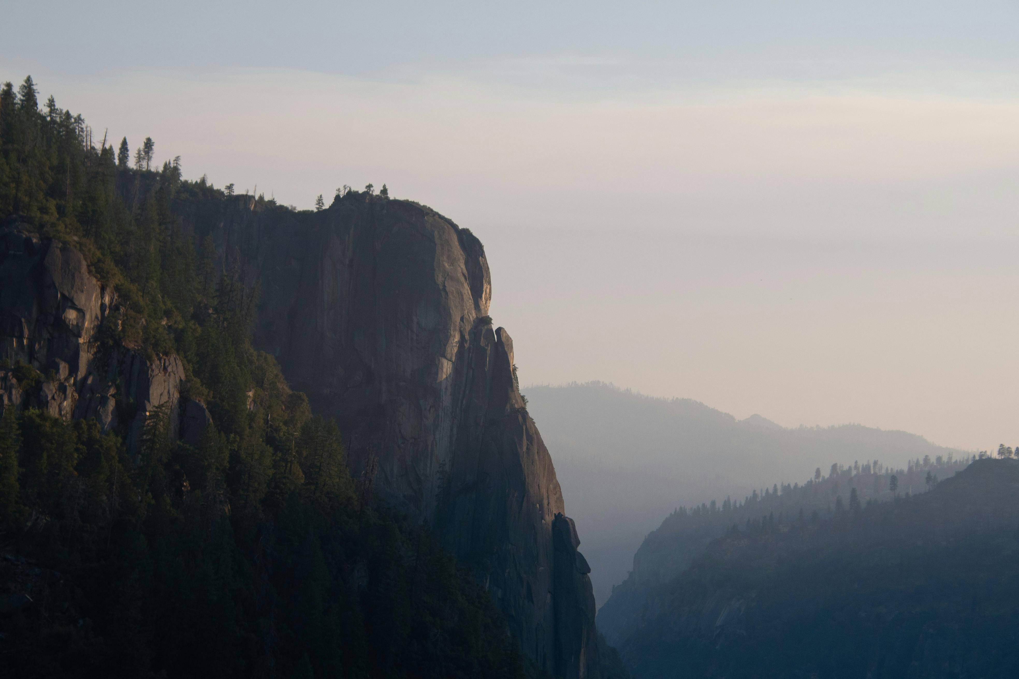 Horizontal Mountain Wall · Free Stock Photo