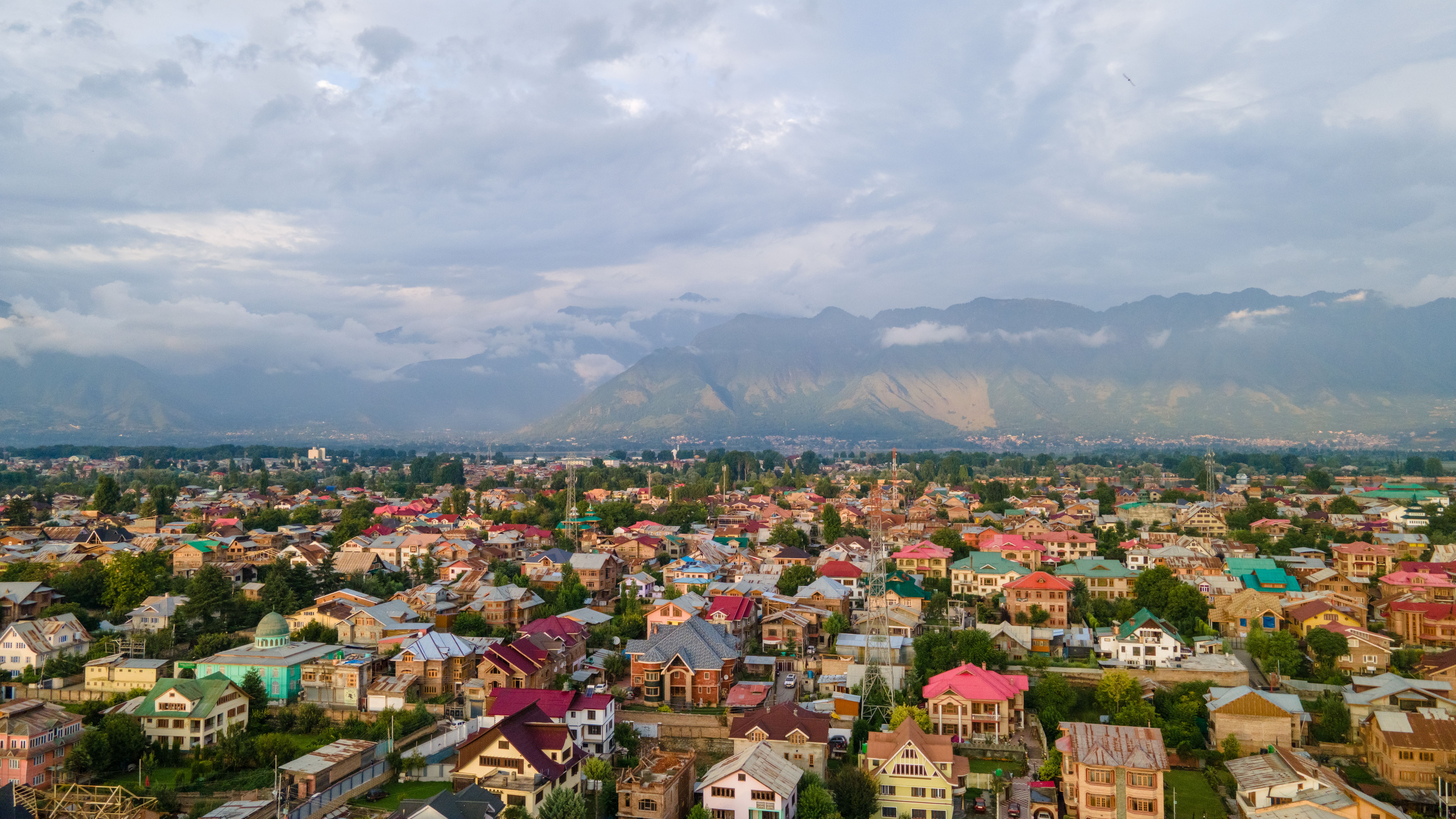 Colorful Buildings in a Town in India · Free Stock Photo