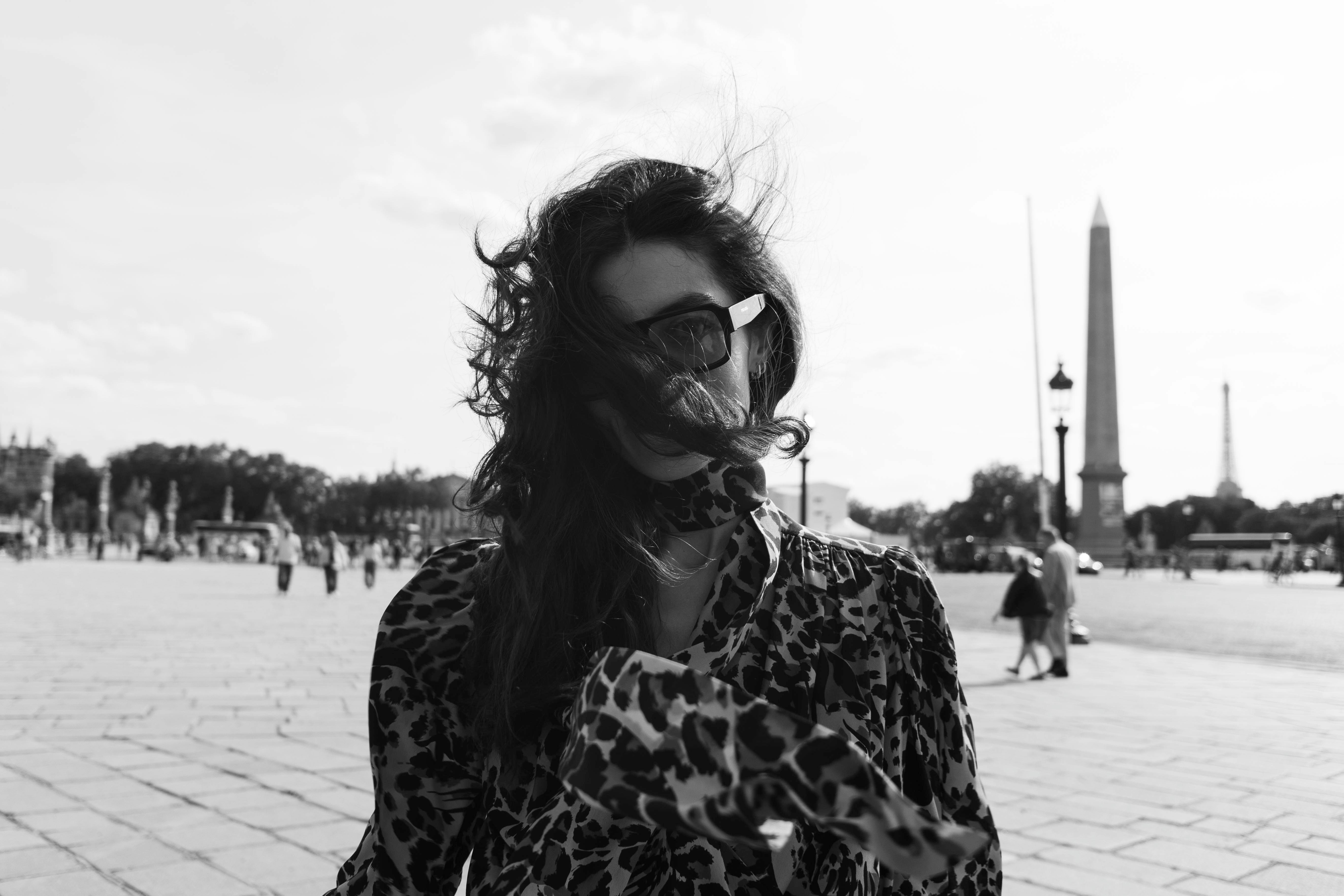 Black Woman In Paris Photos, Download The BEST Free Black Woman In ...