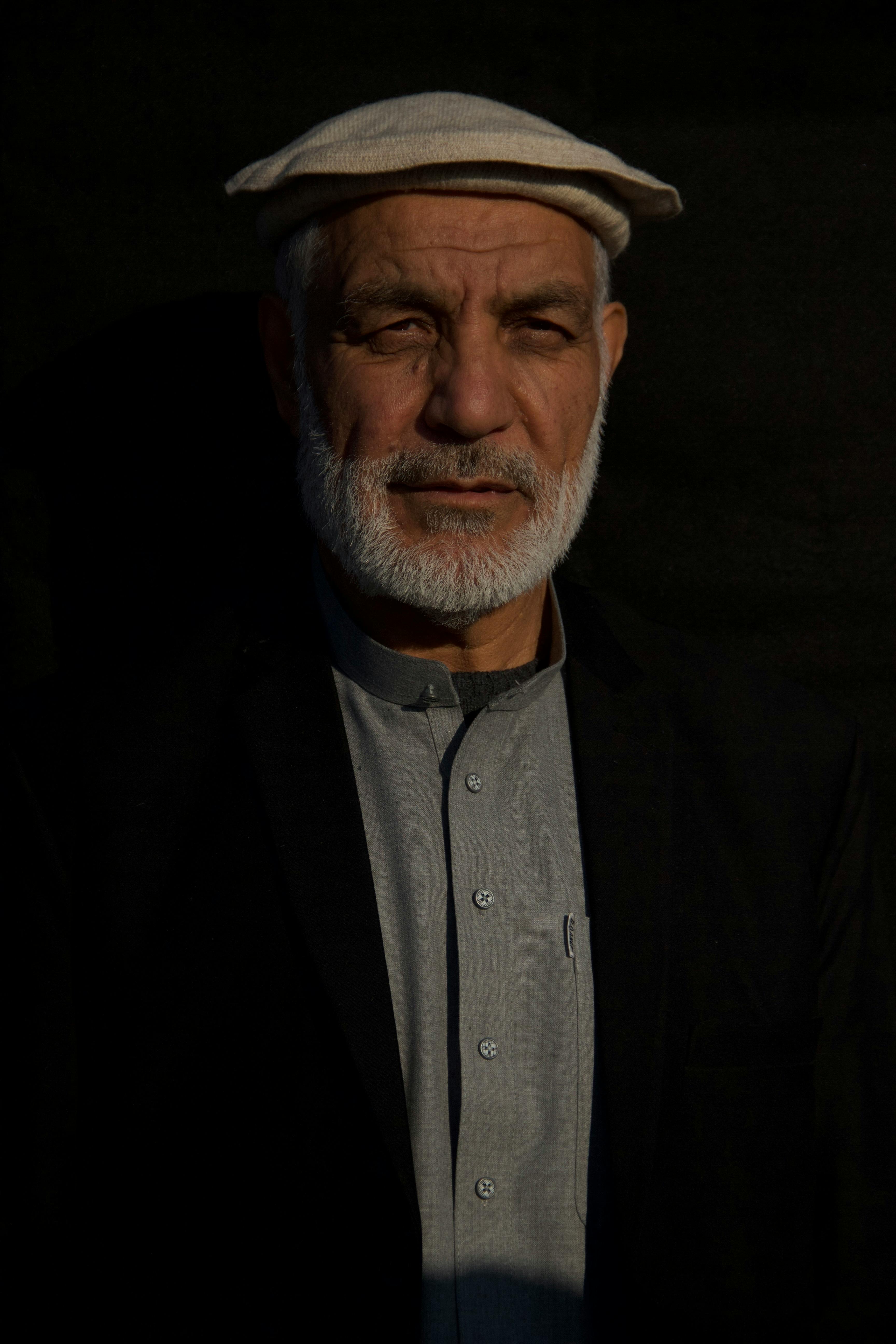 Profil Photos, Download The BEST Free Profil Stock Photos & HD Images