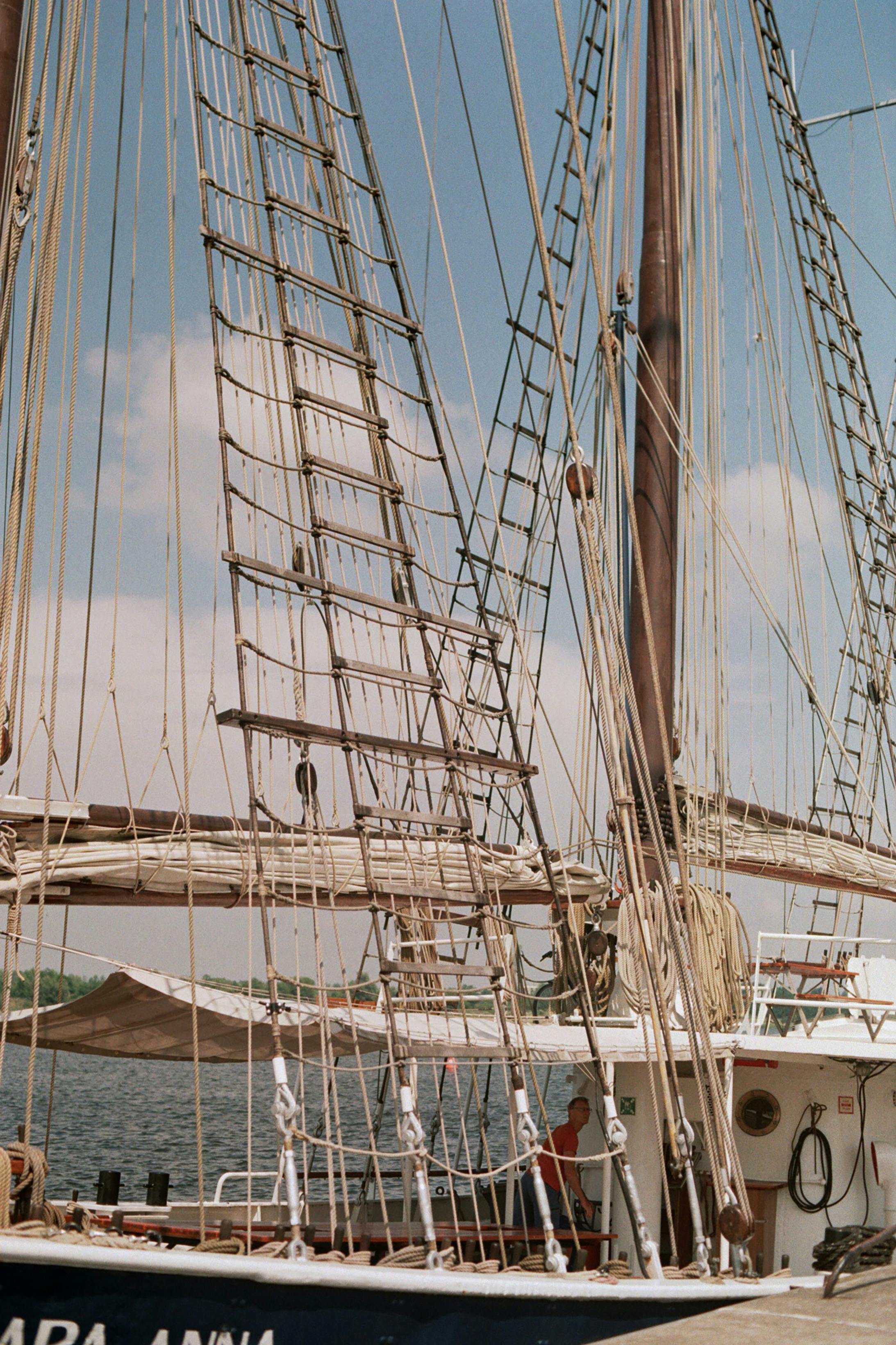 Dogging And Rigging Photos, Download The BEST Free Dogging And Rigging ...