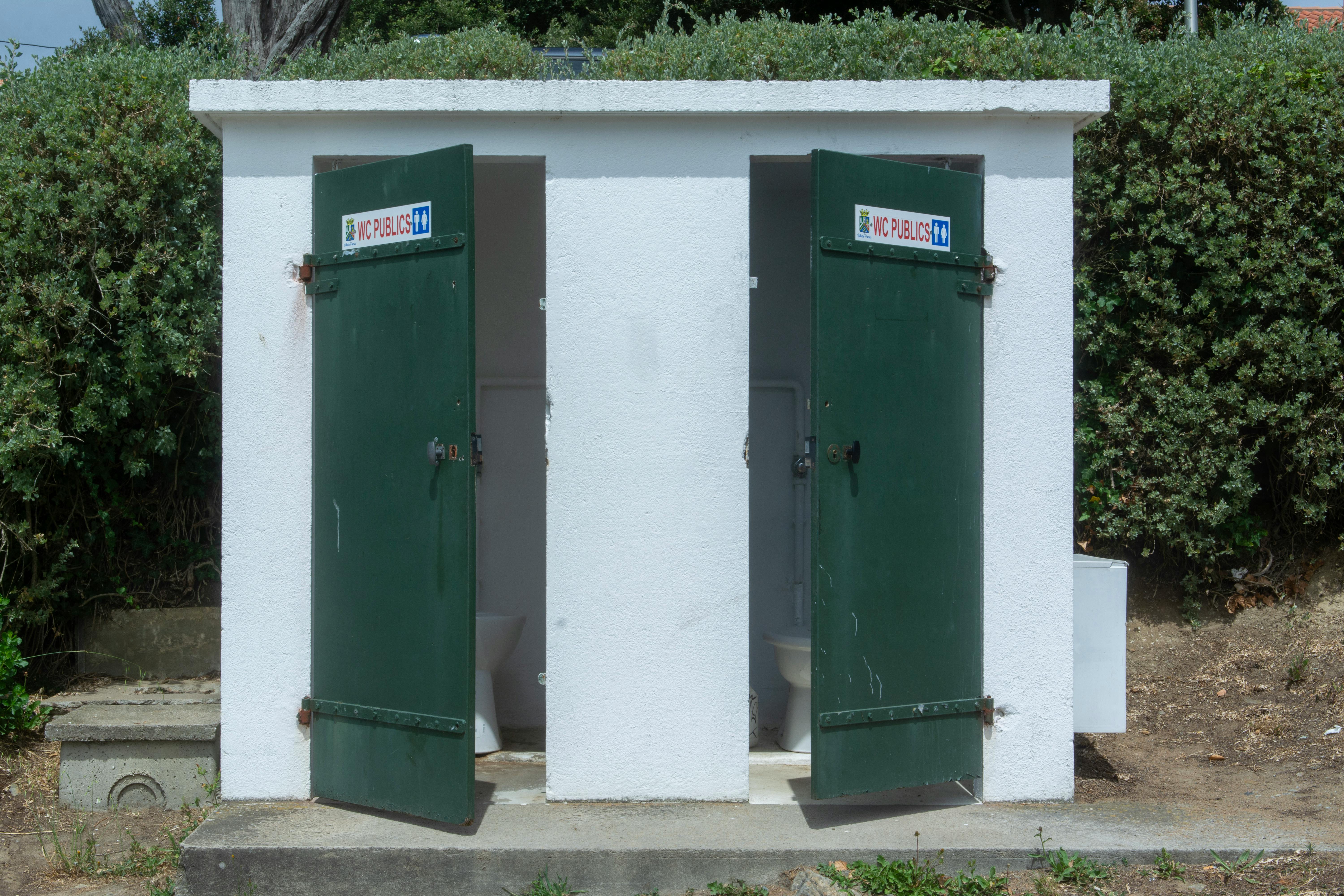 Public Toilet Building · Free Stock Photo
