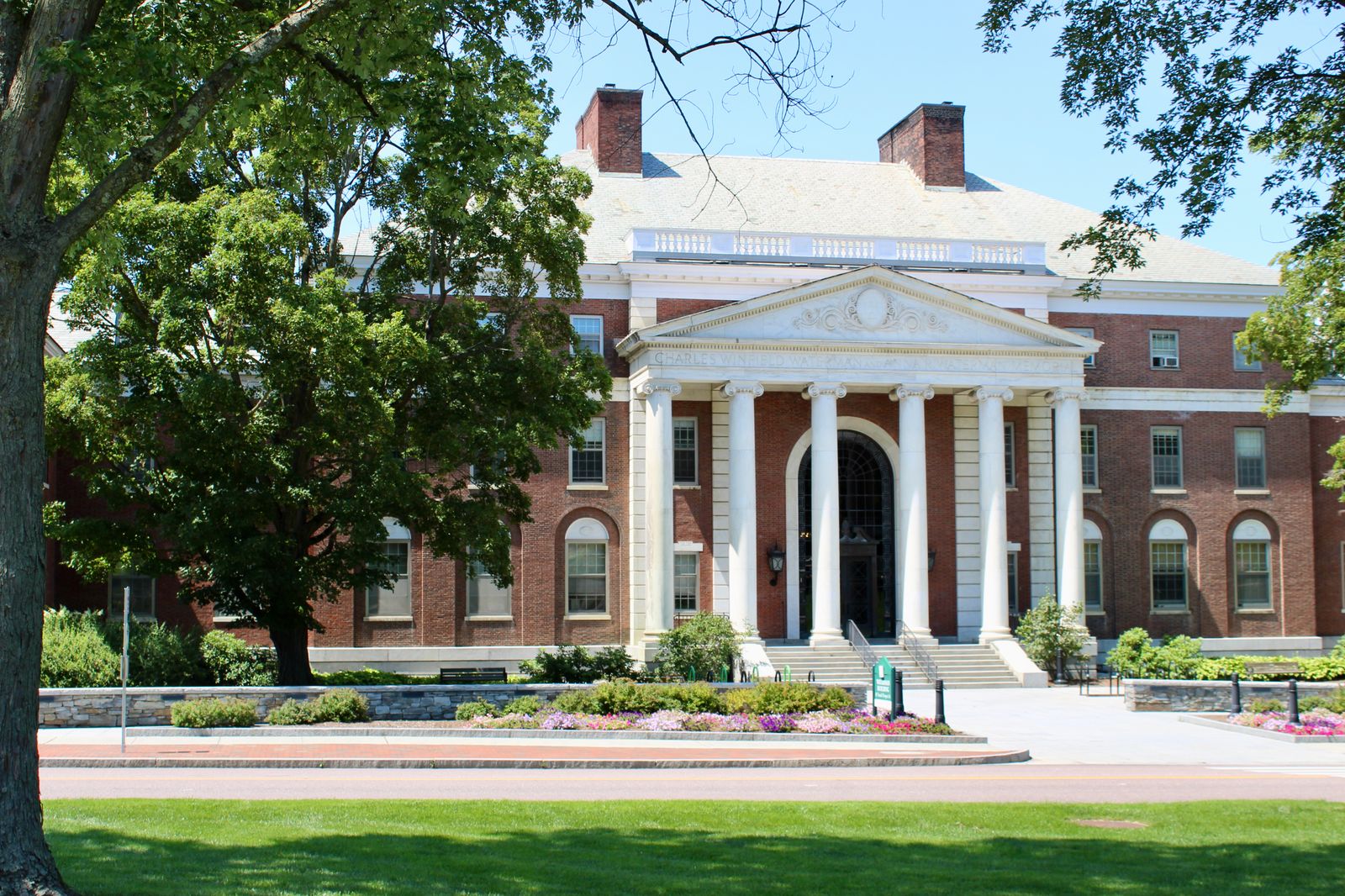 University Building Photos, Download The BEST Free University Building ...