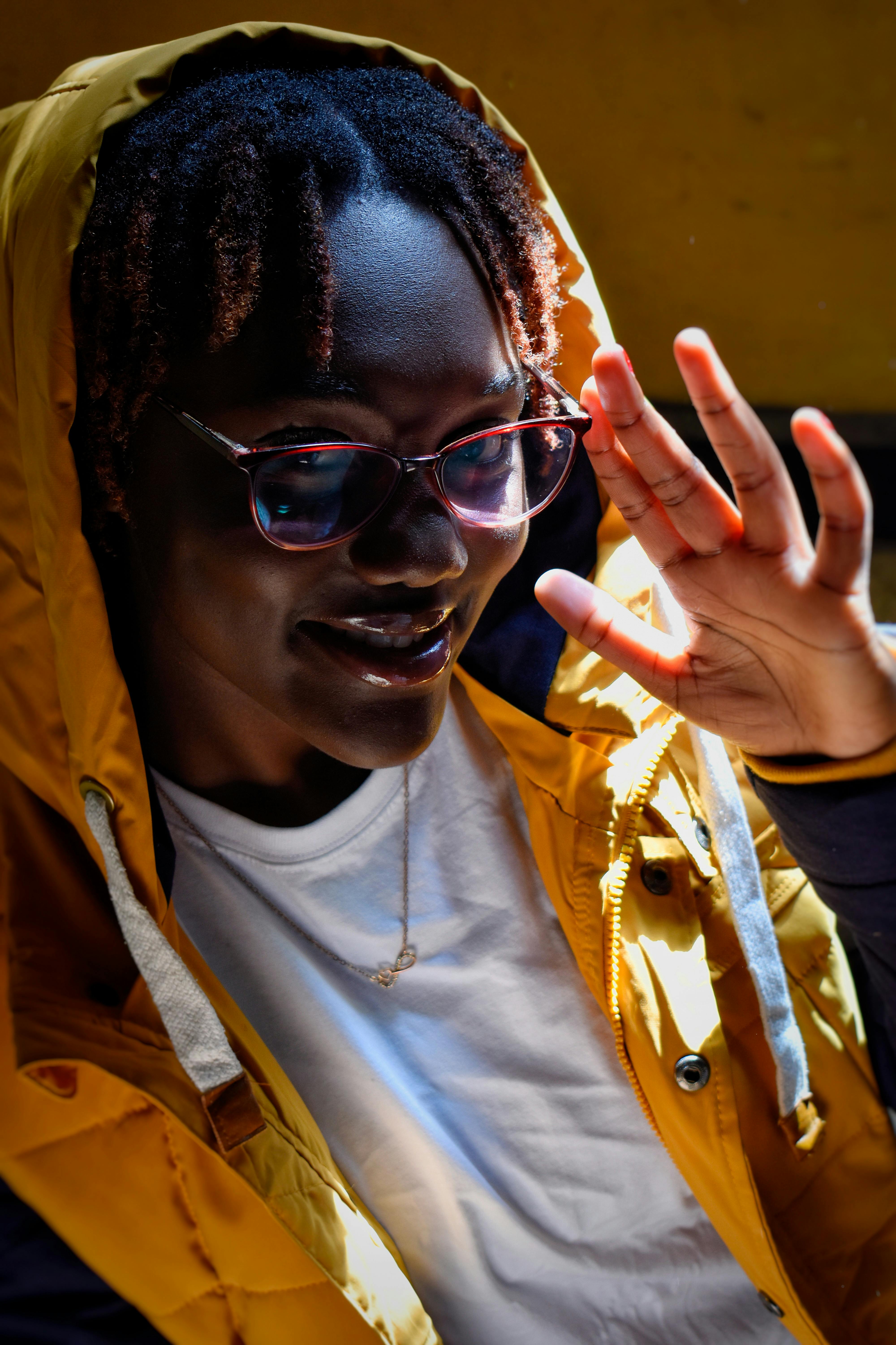 Female Portrait Poses Photos, Download The BEST Free Female Portrait ...