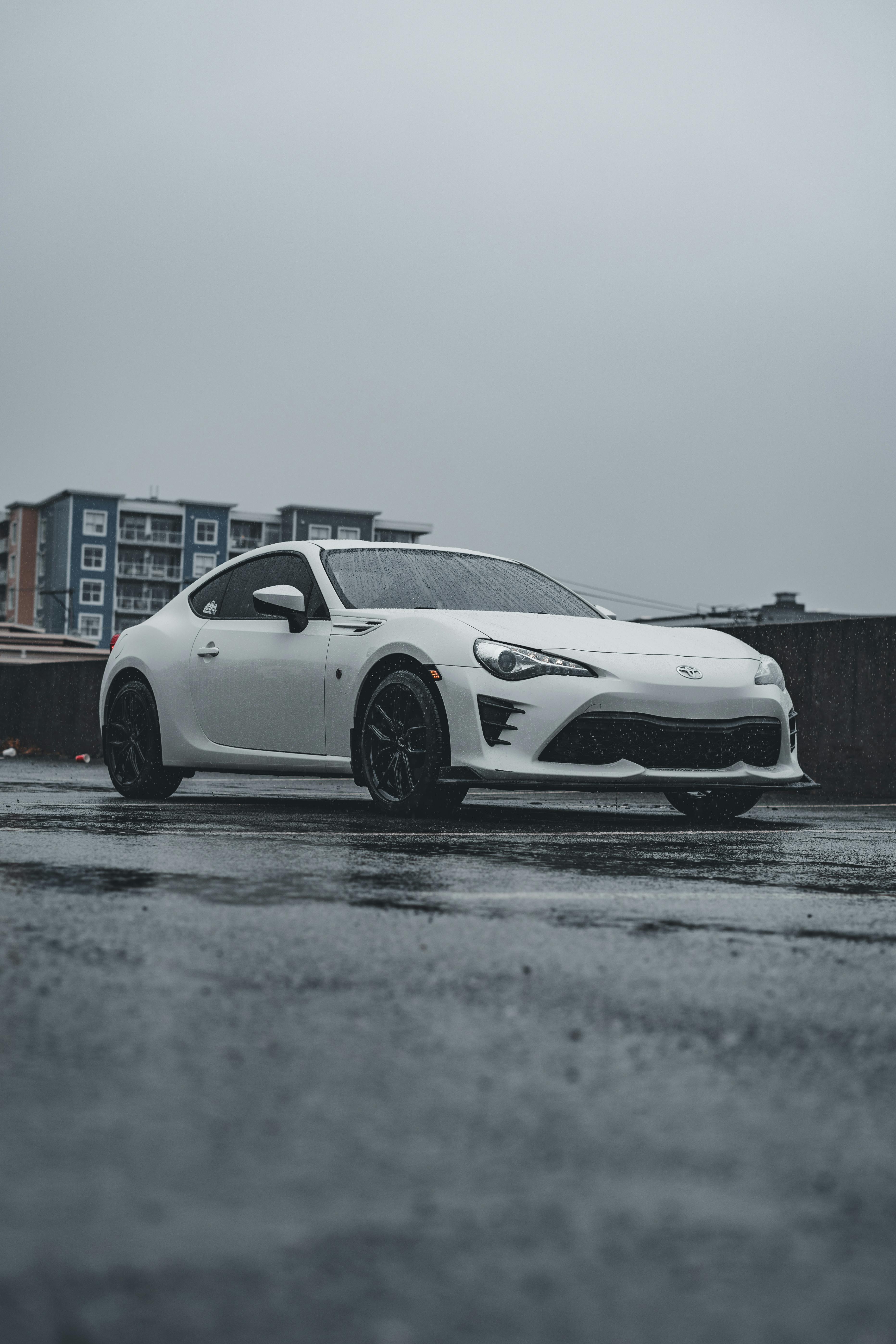 Photo of a White Vehicle · Free Stock Photo