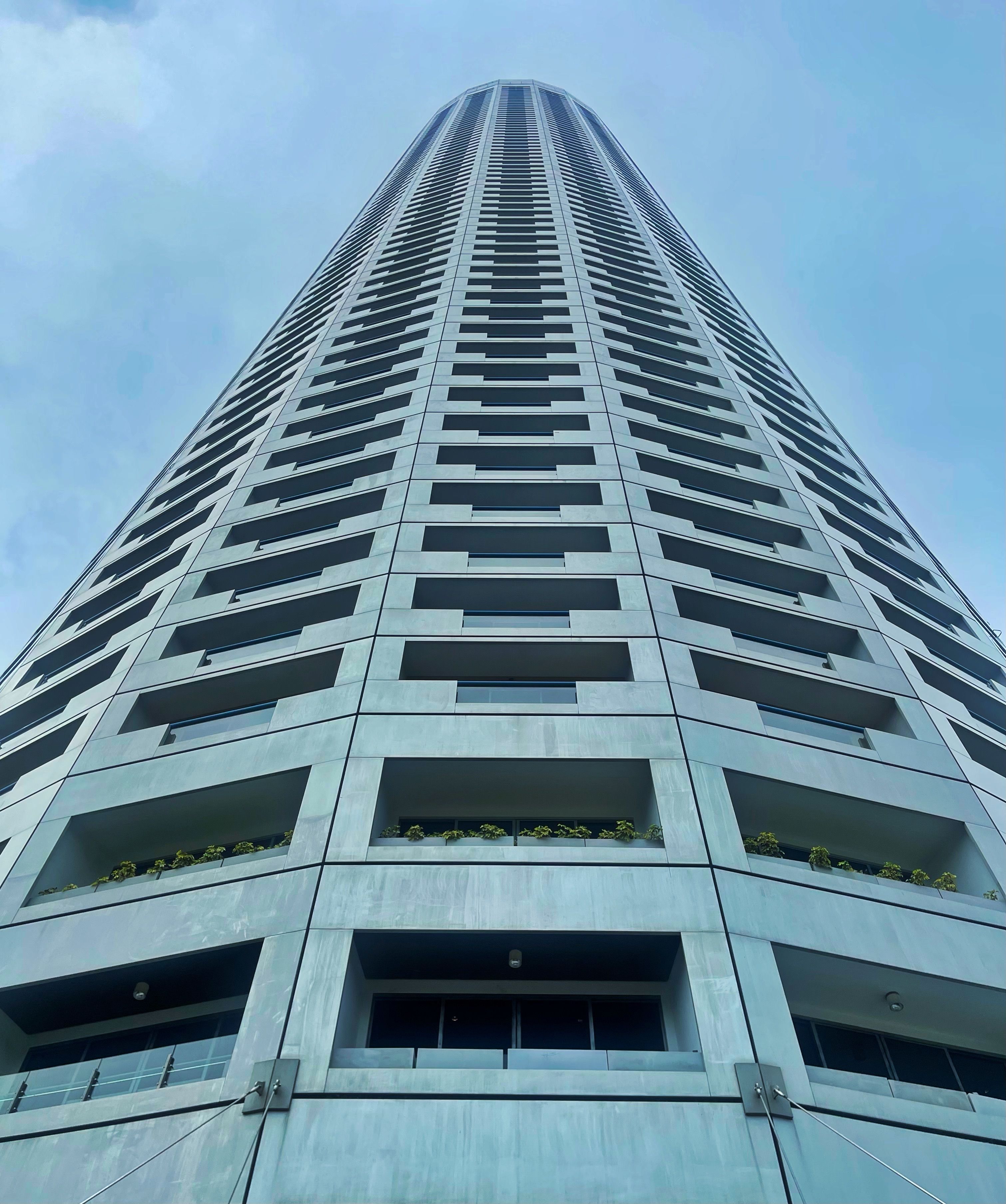 Wall of Skyscraper · Free Stock Photo