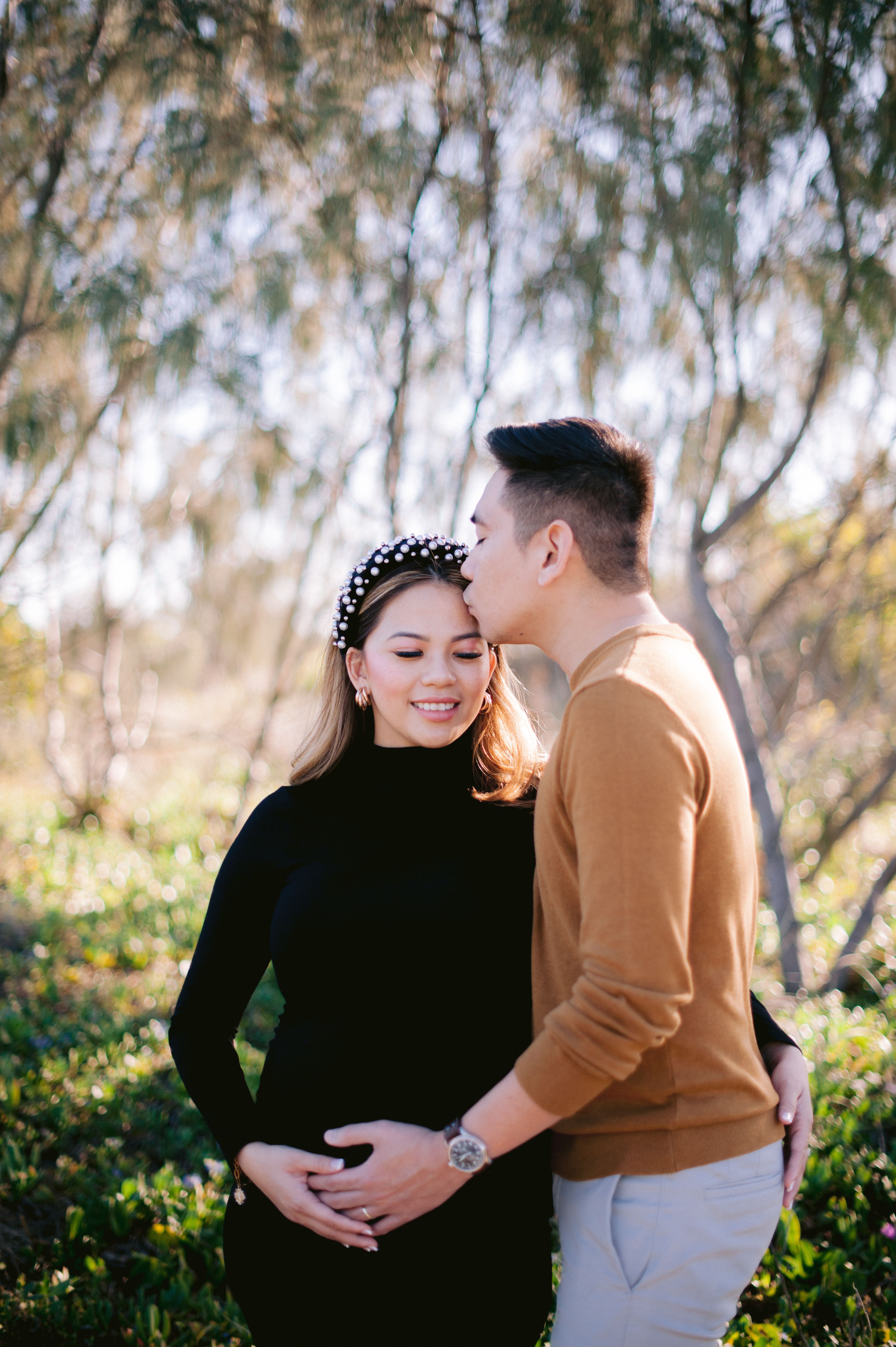 Man Kissing Woman · Free Stock Photo