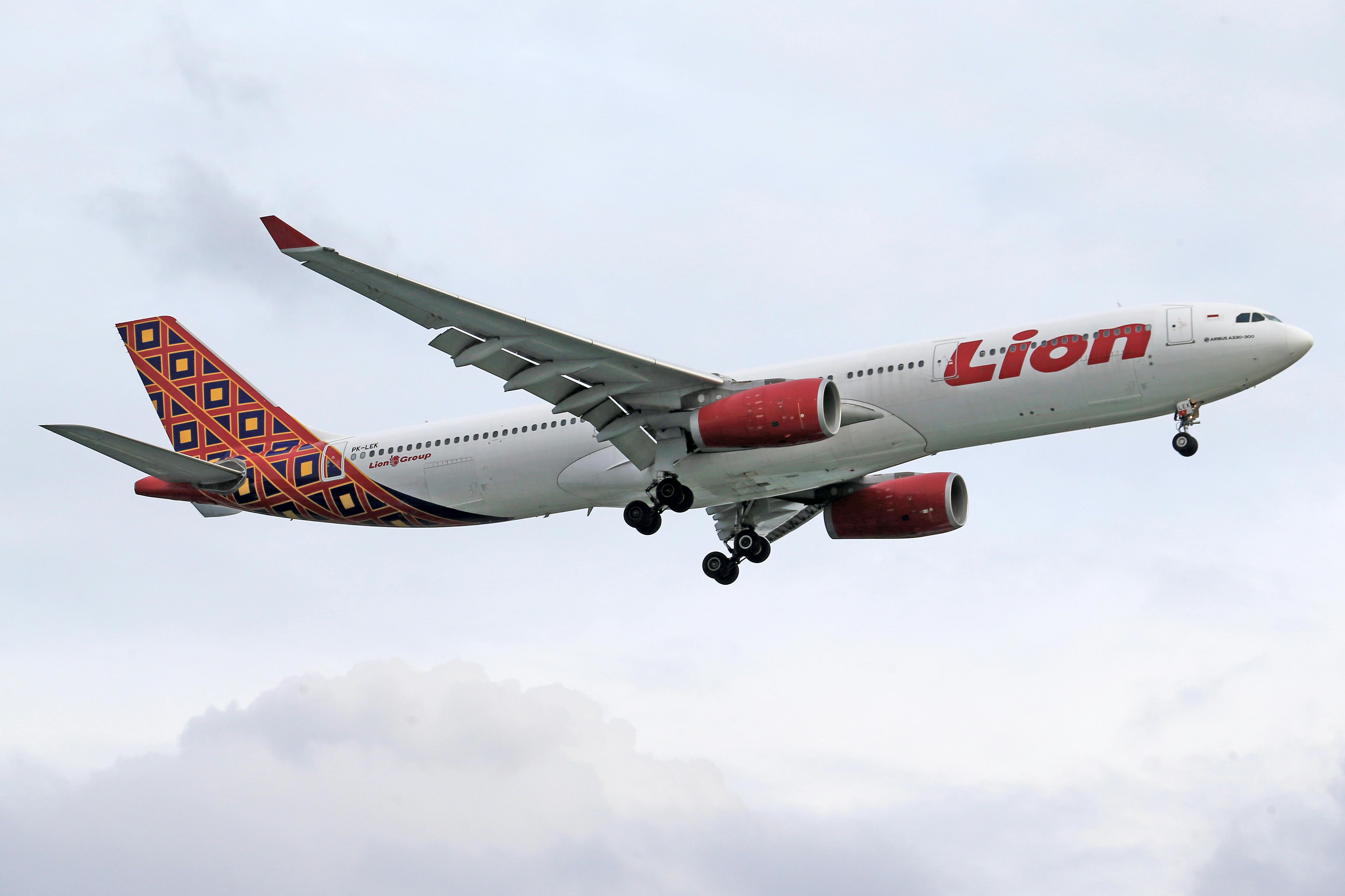 Airplane on Thai Lion Air · Free Stock Photo