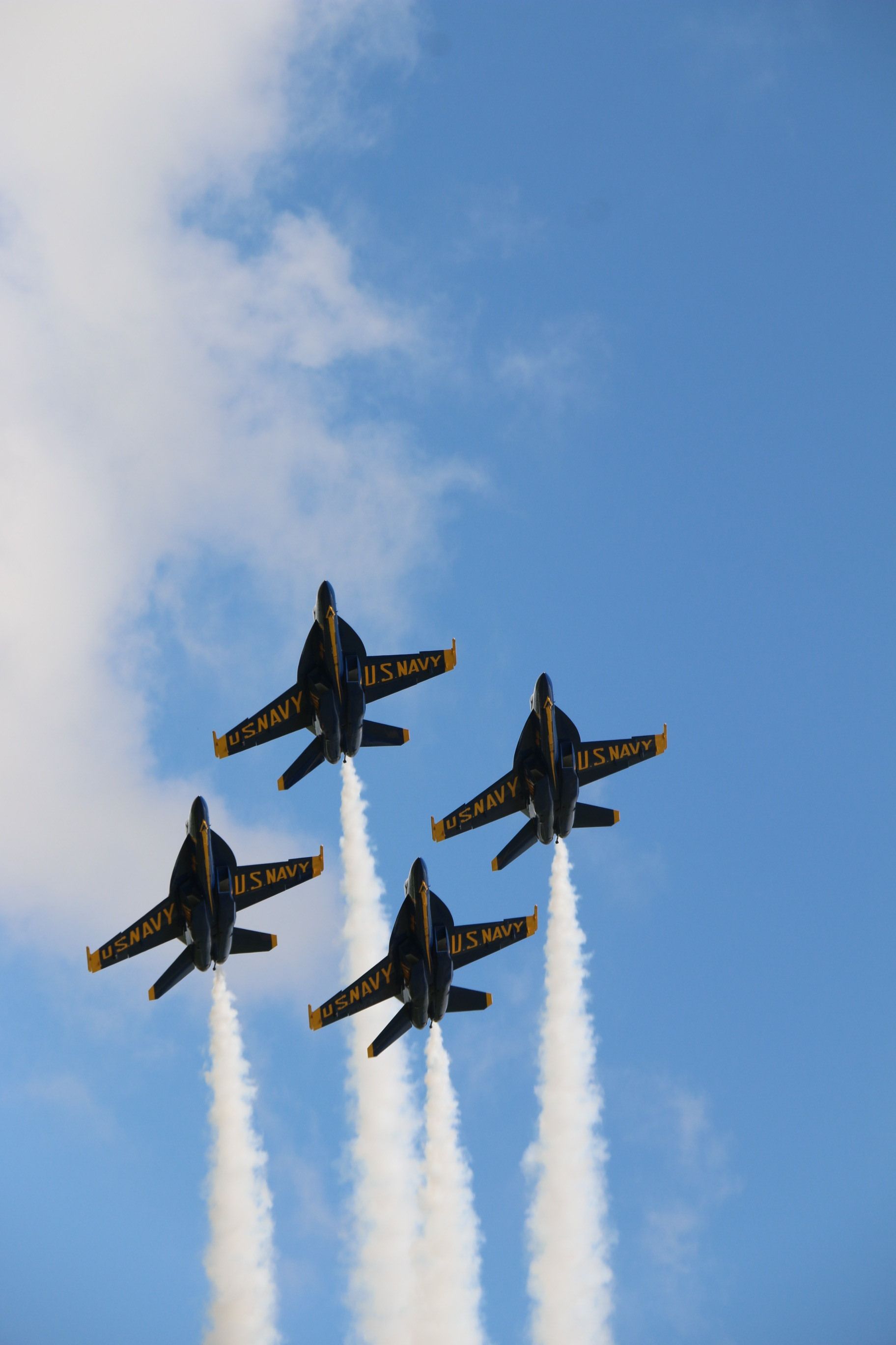US Navy Airplanes at Air Show · Free Stock Photo