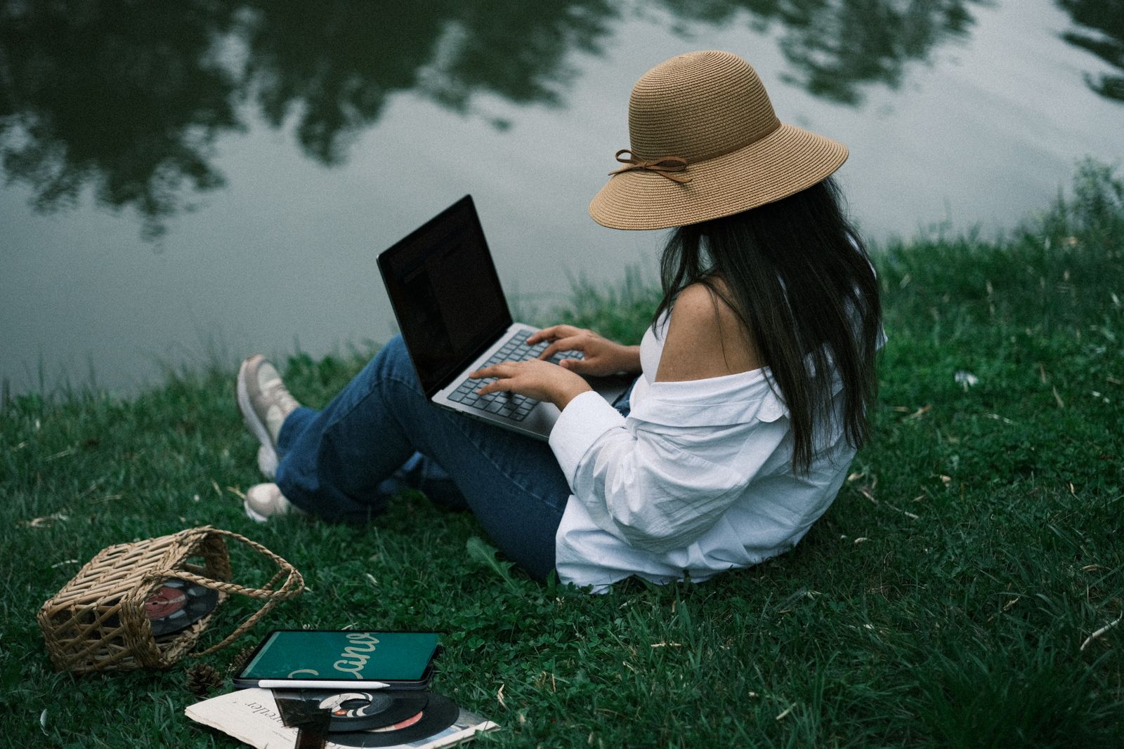 Weekend Work Photos, Download The BEST Free Weekend Work Stock Photos ...