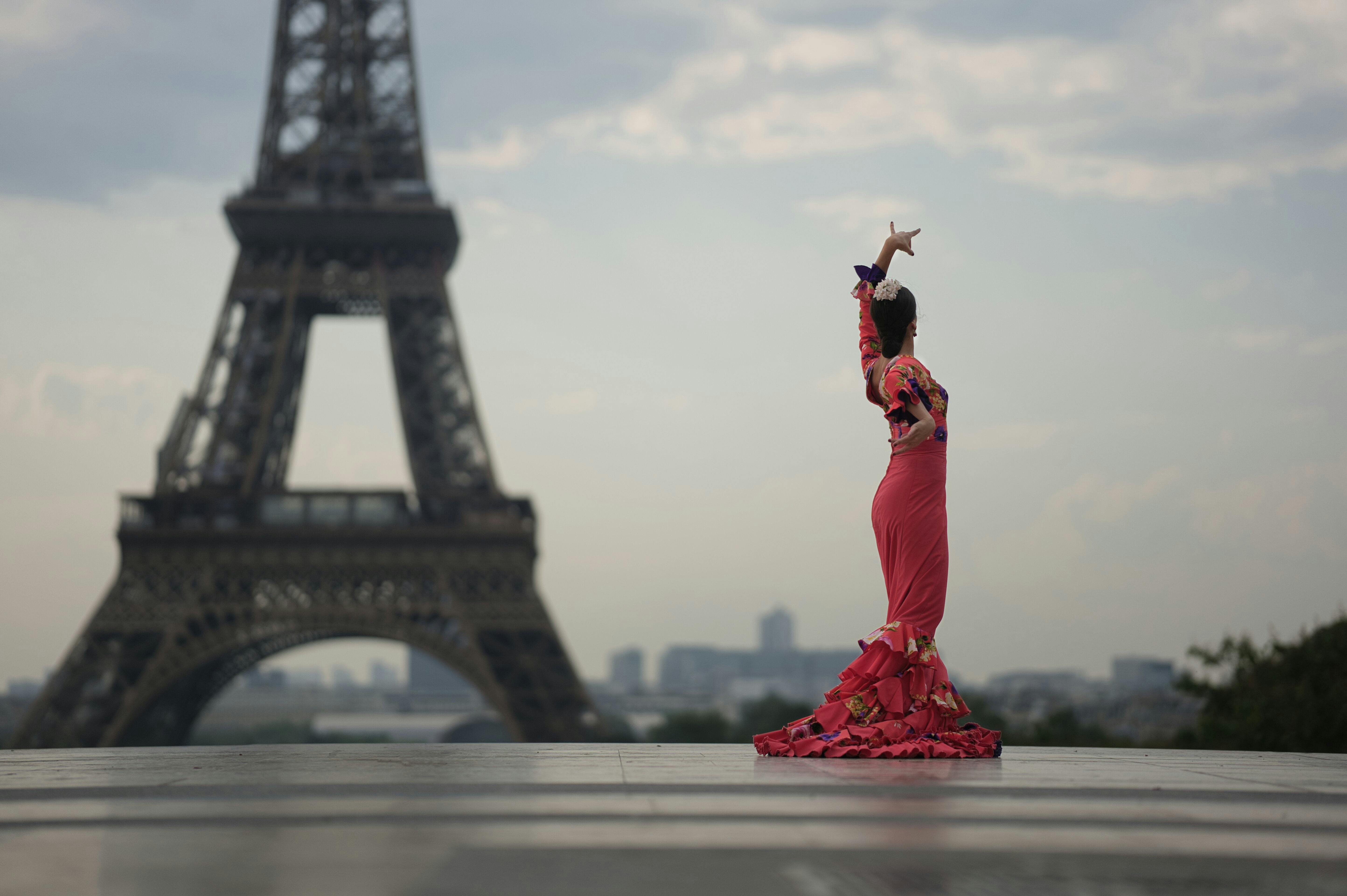 Women Dance Hd Wallpaper Photos, Download The BEST Free Women Dance Hd ...