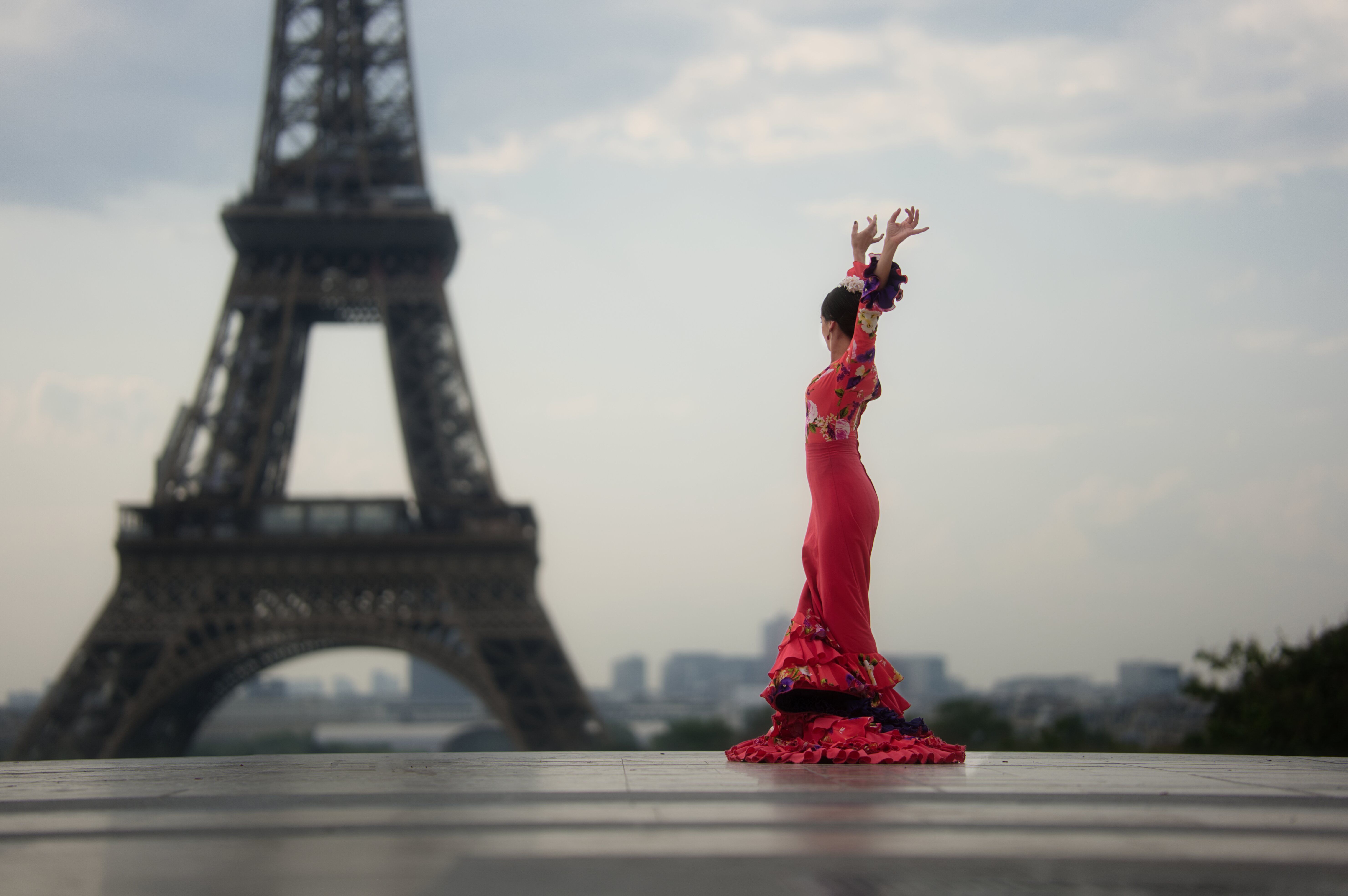 Paris Dancer Photos, Download The BEST Free Paris Dancer Stock Photos ...