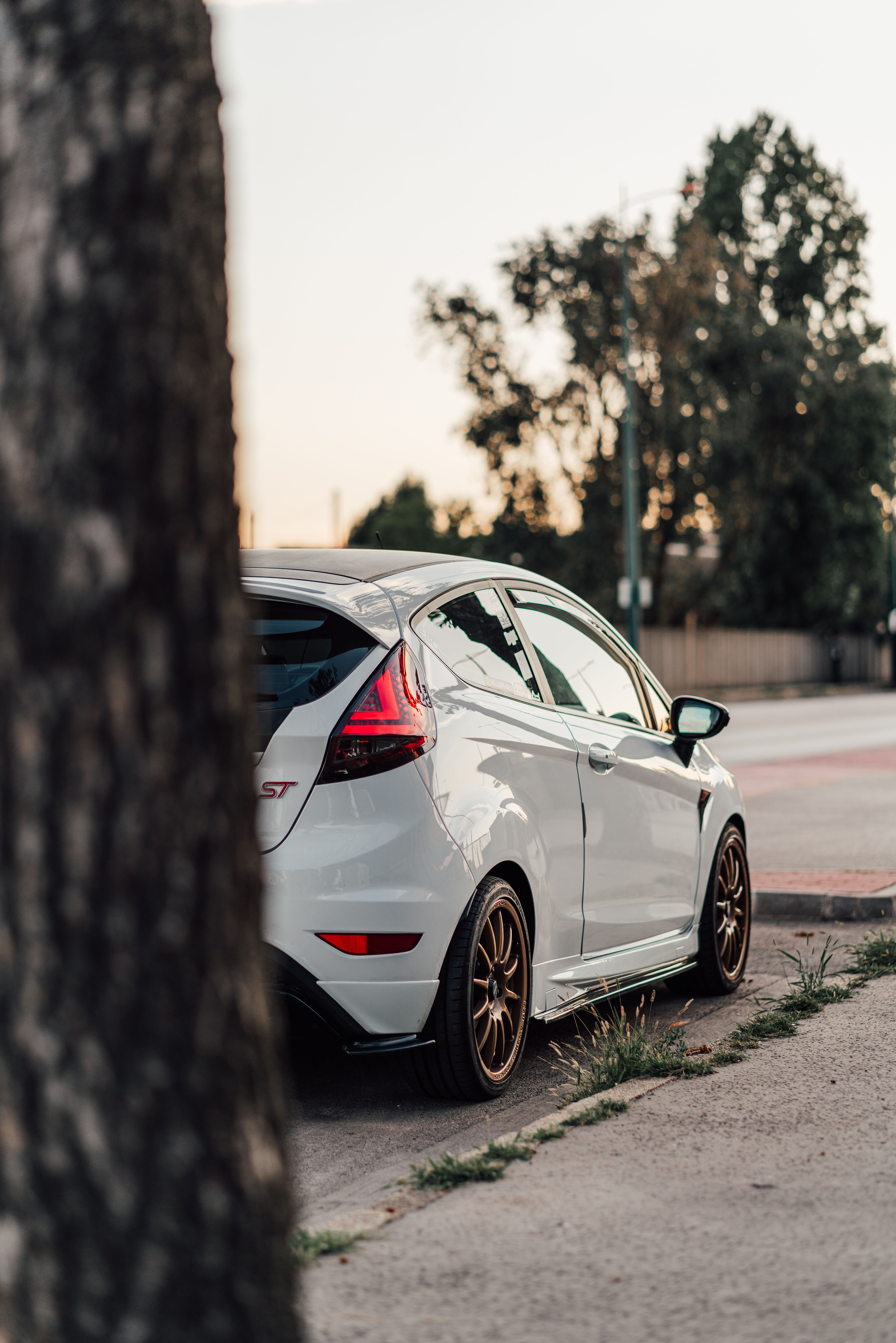 White Ford on Road · Free Stock Photo