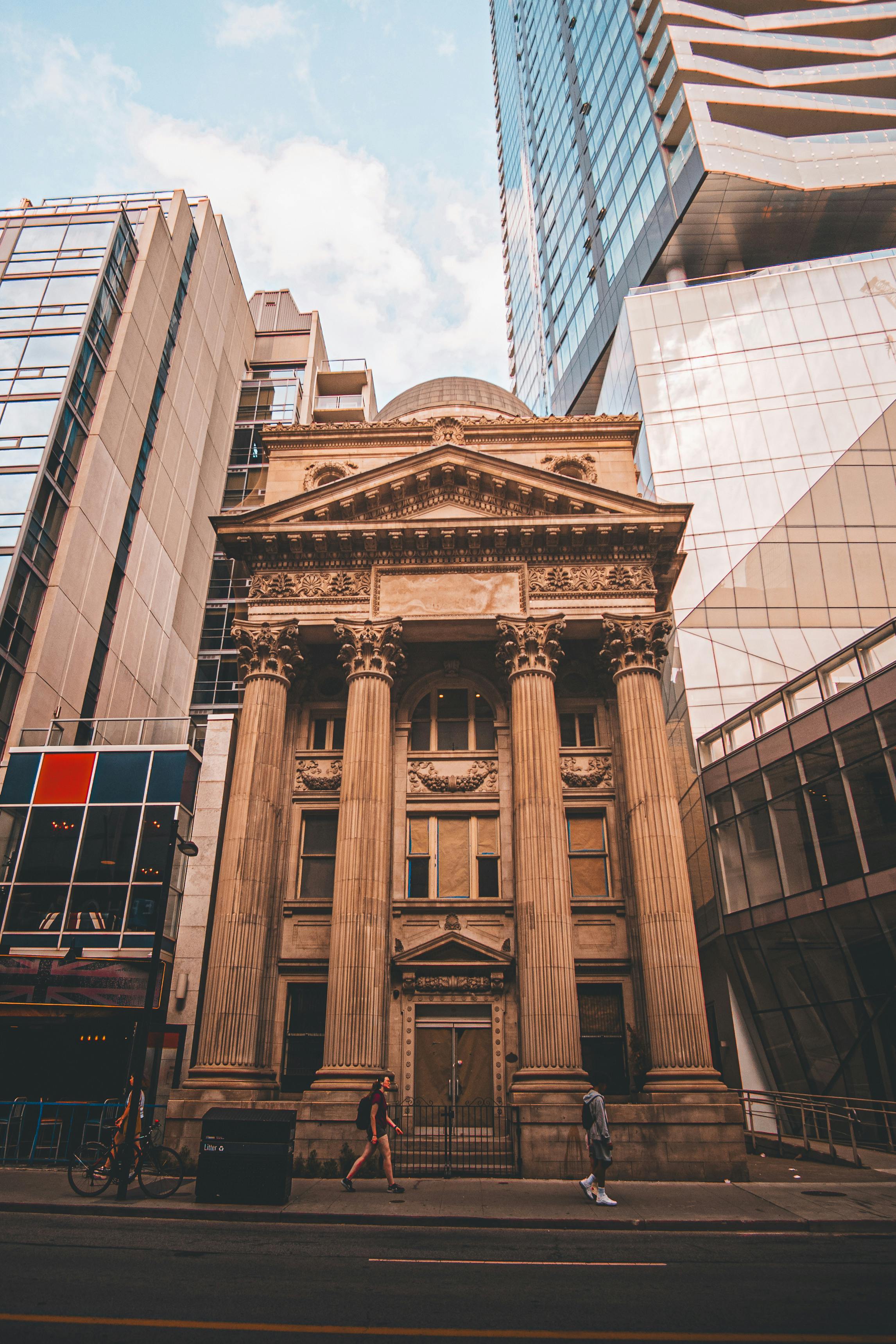 205 Yonge Street in Toronto · Free Stock Photo