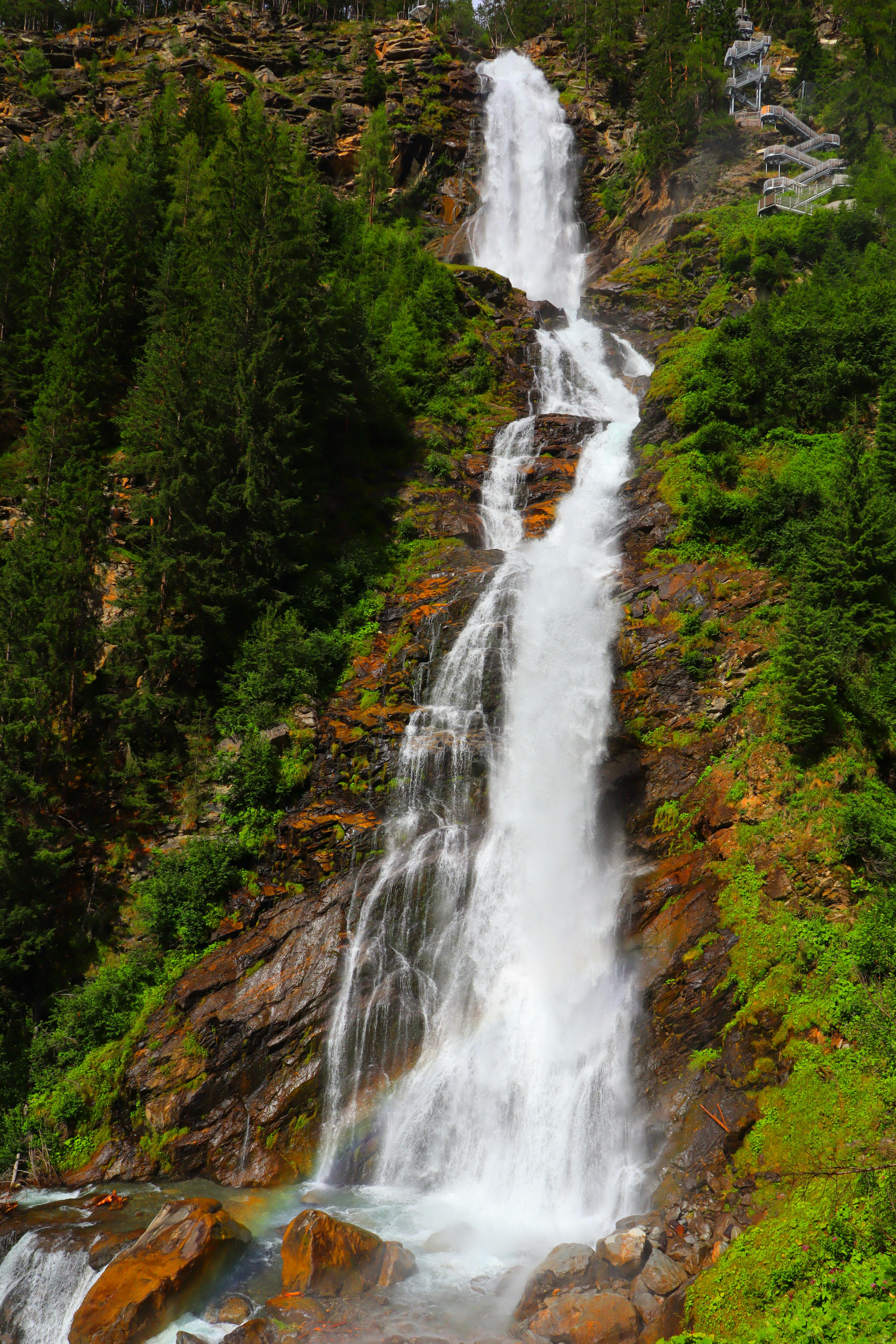 Splendid Mountain Cascade · Free Stock Photo