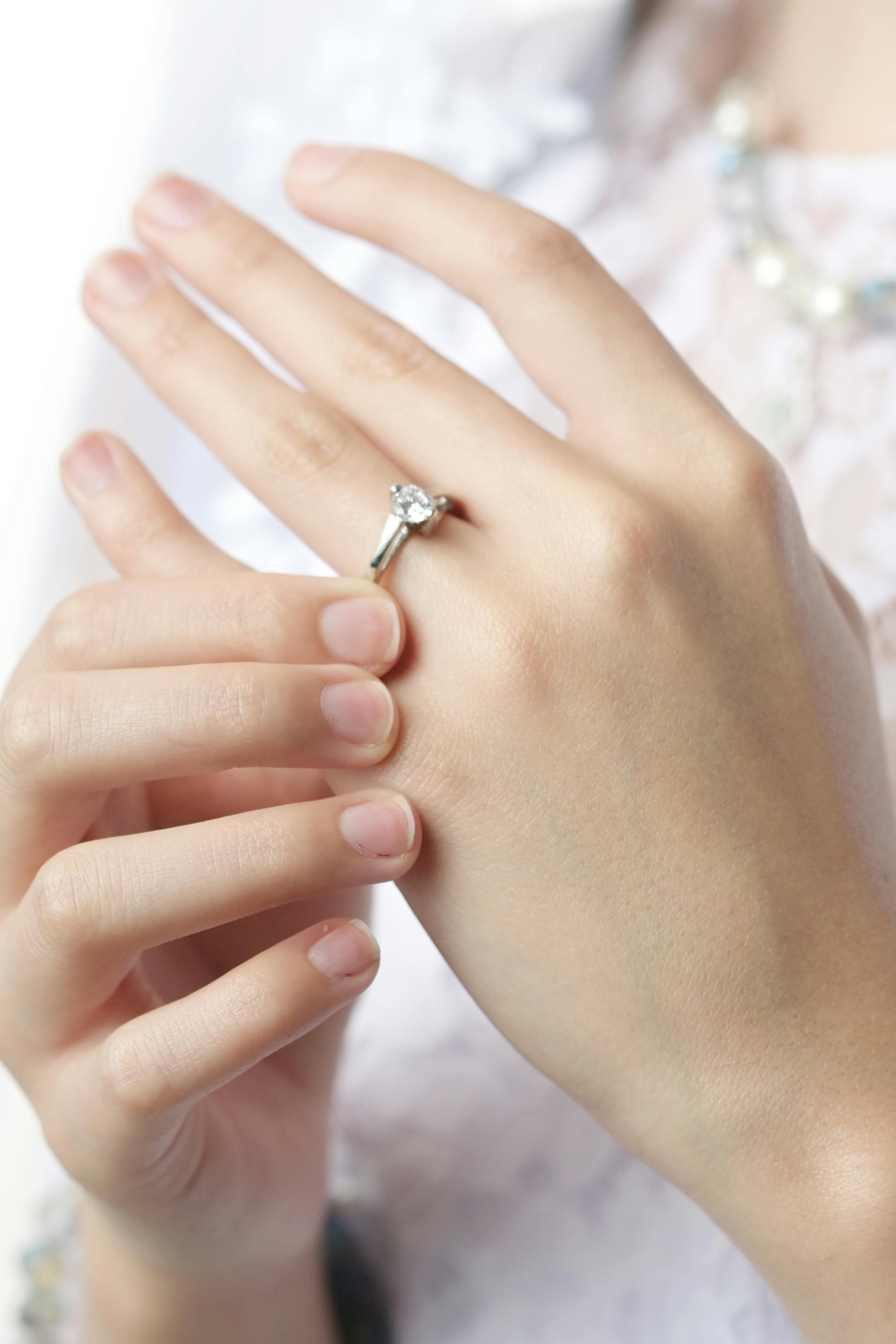 Bride Hands with Ring · Free Stock Photo