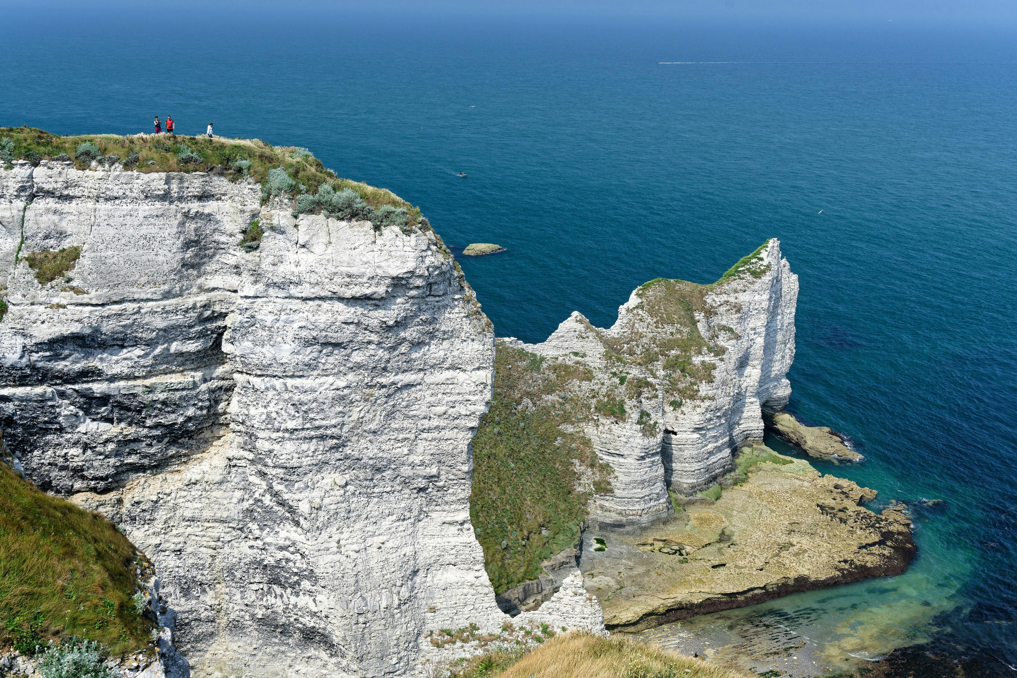 Etretat Rocks, Normandy, France · Free Stock Photo