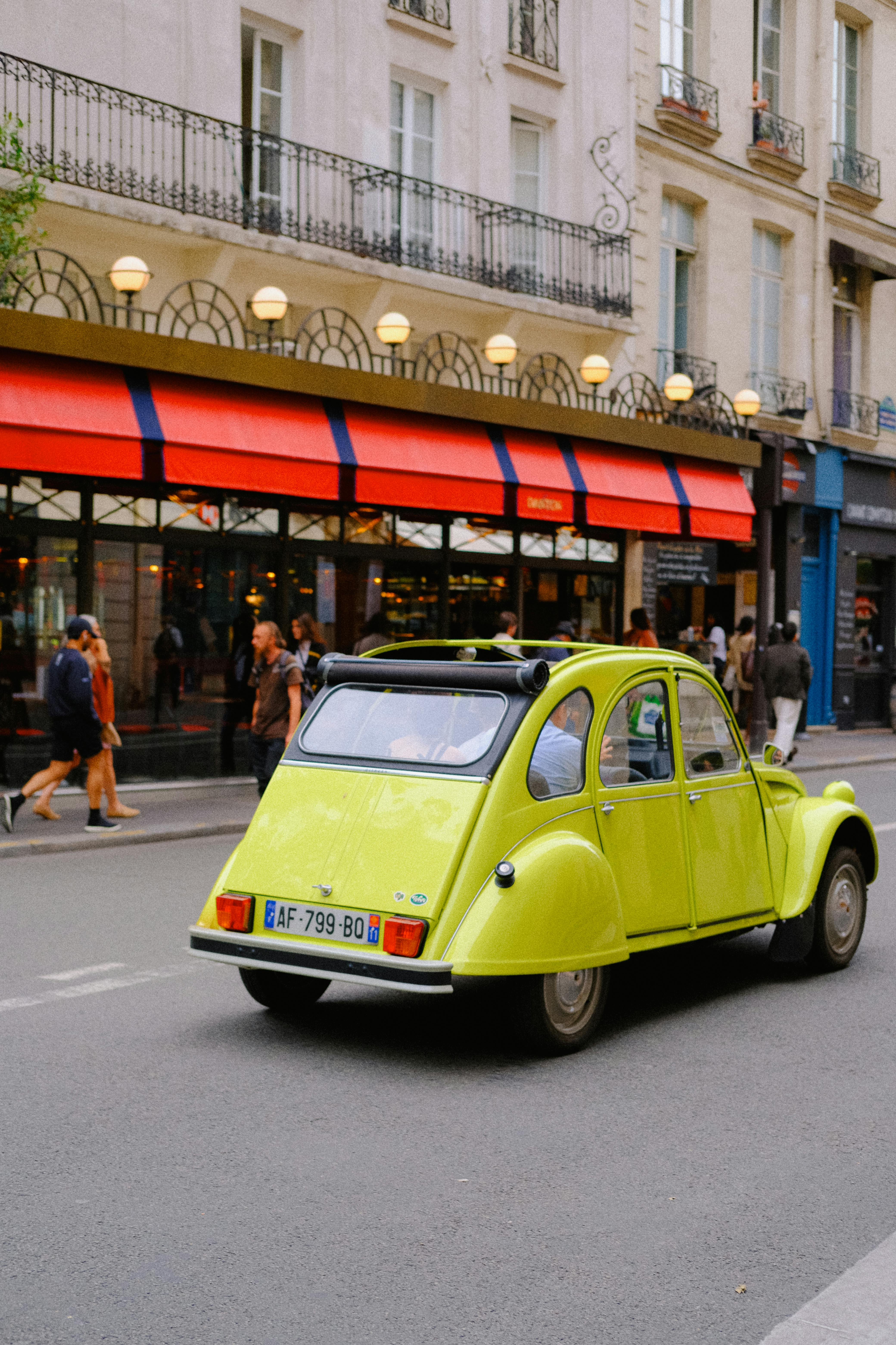 Yellow Citroën 2CV Car on Street in Paris, France · Free Stock Photo
