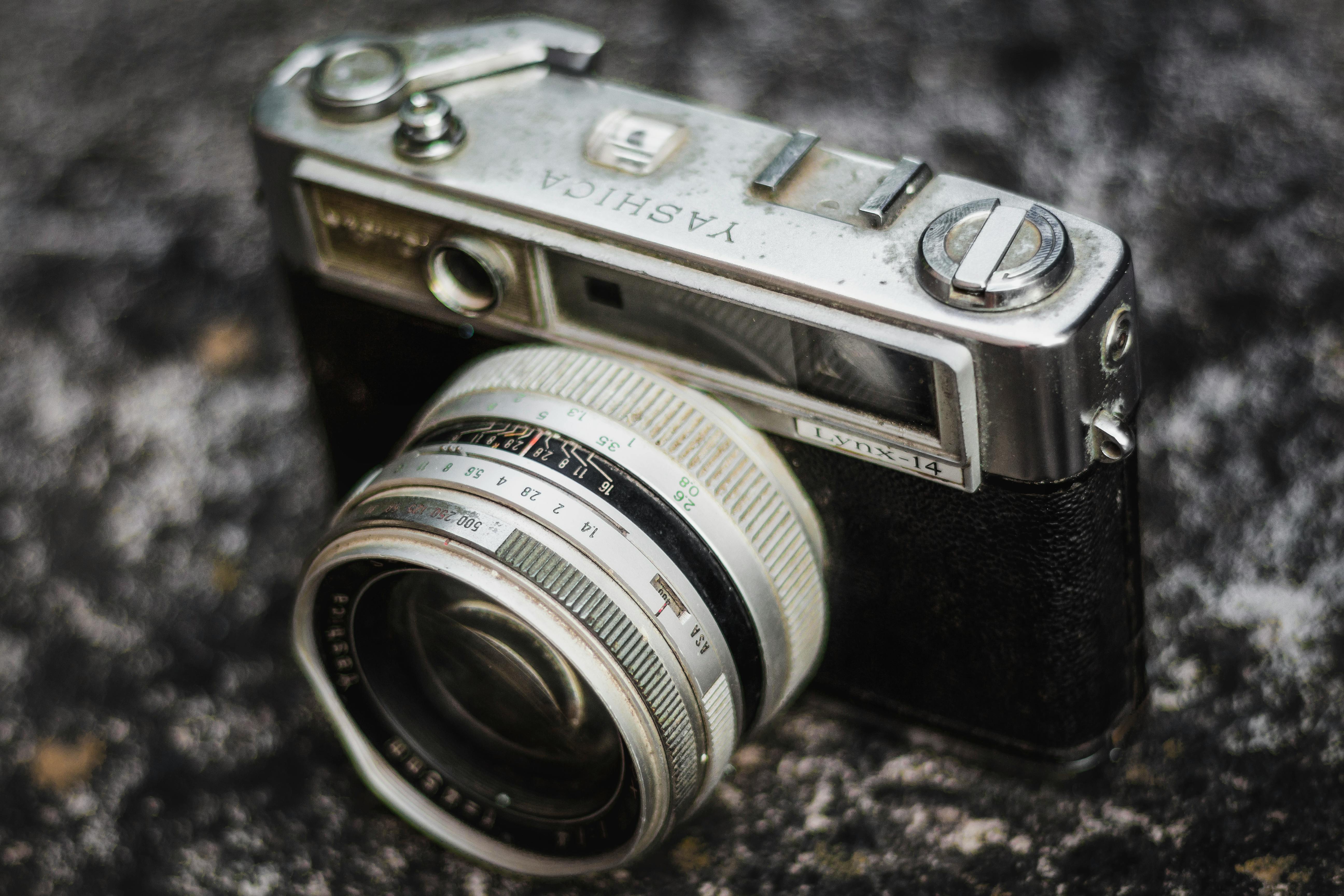 Close-up of Vintage Camera Lens · Free Stock Photo