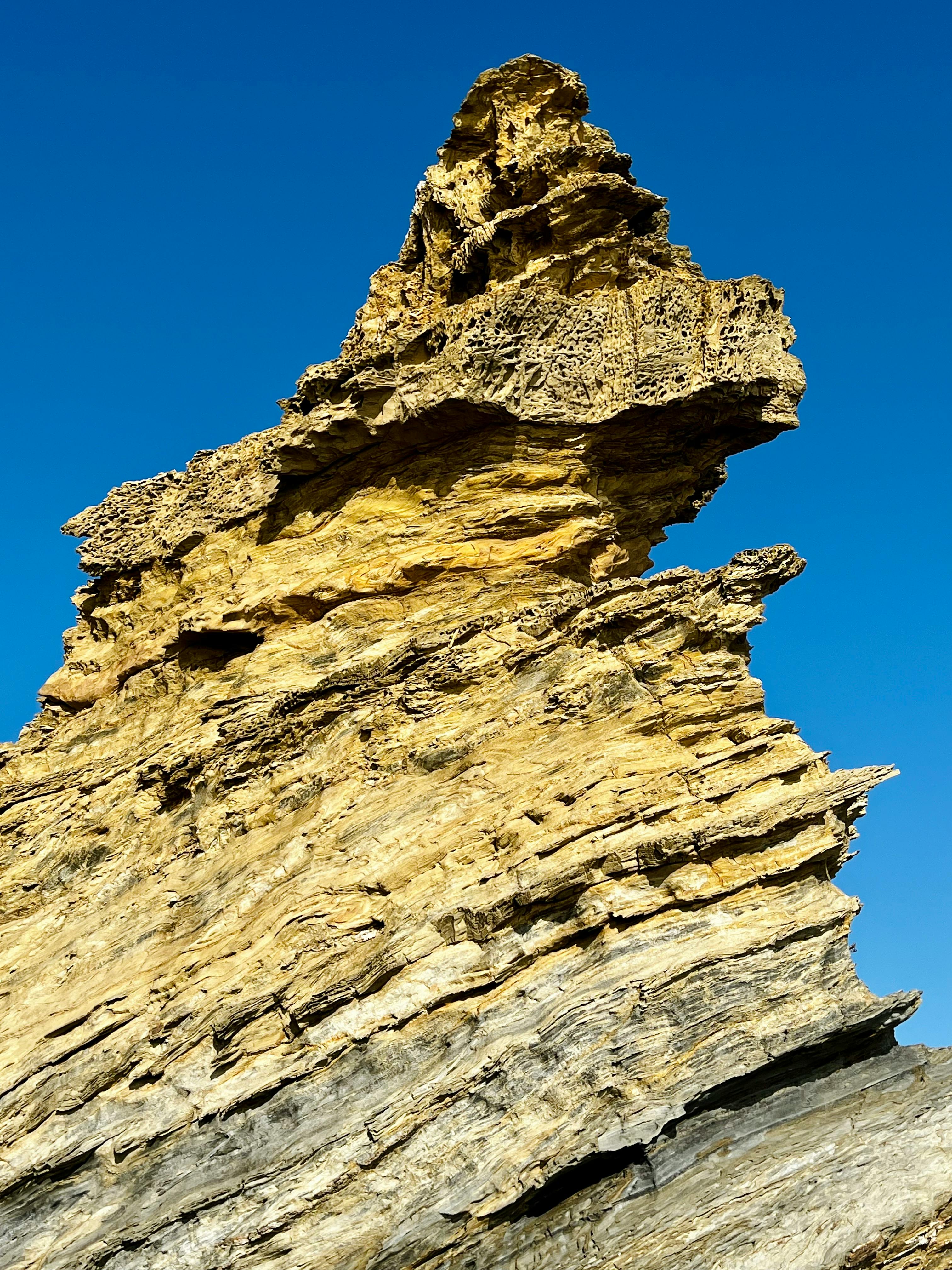 Rock Formed by the Sea Breeze · Free Stock Photo