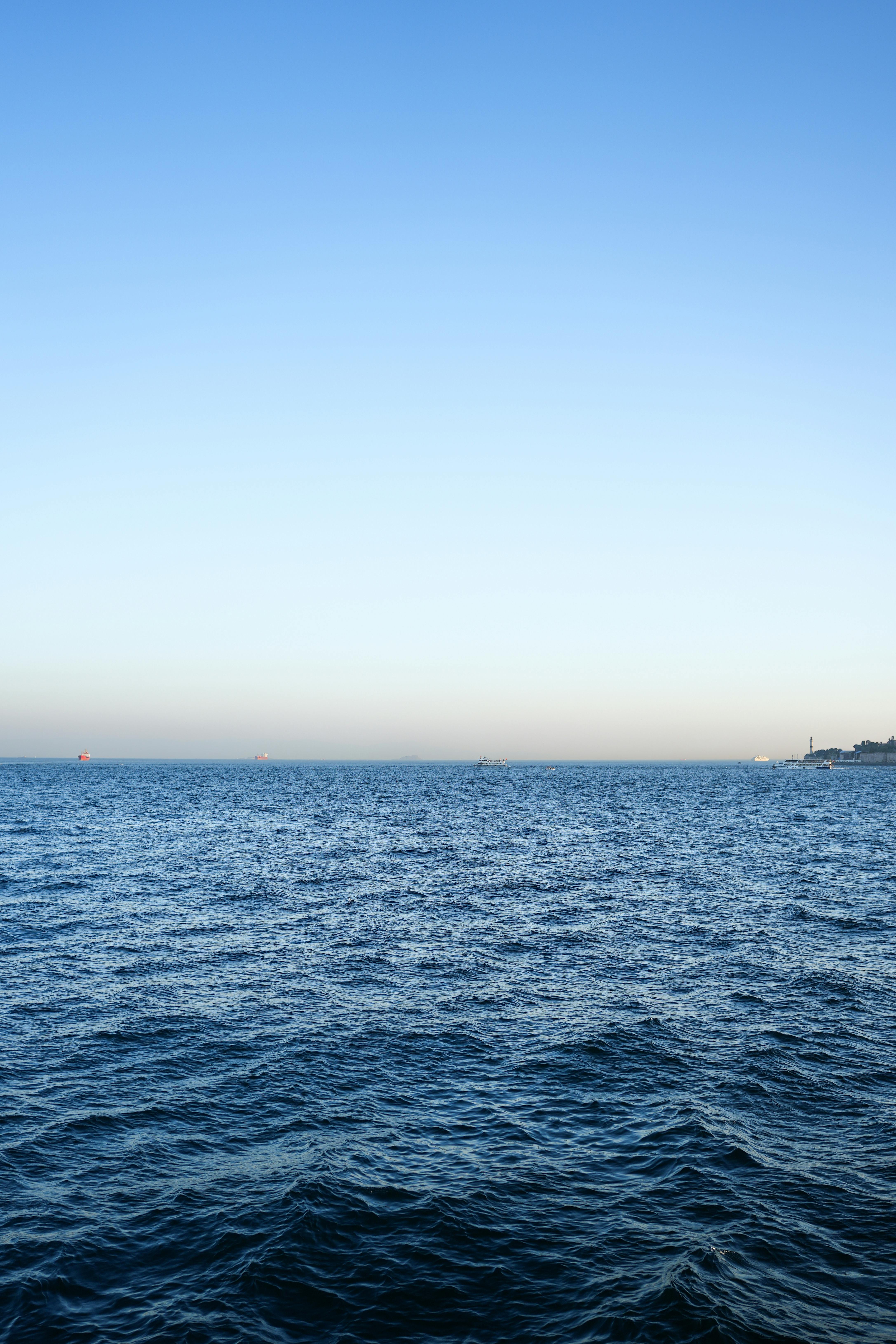 Wavy Sea near Coast · Free Stock Photo