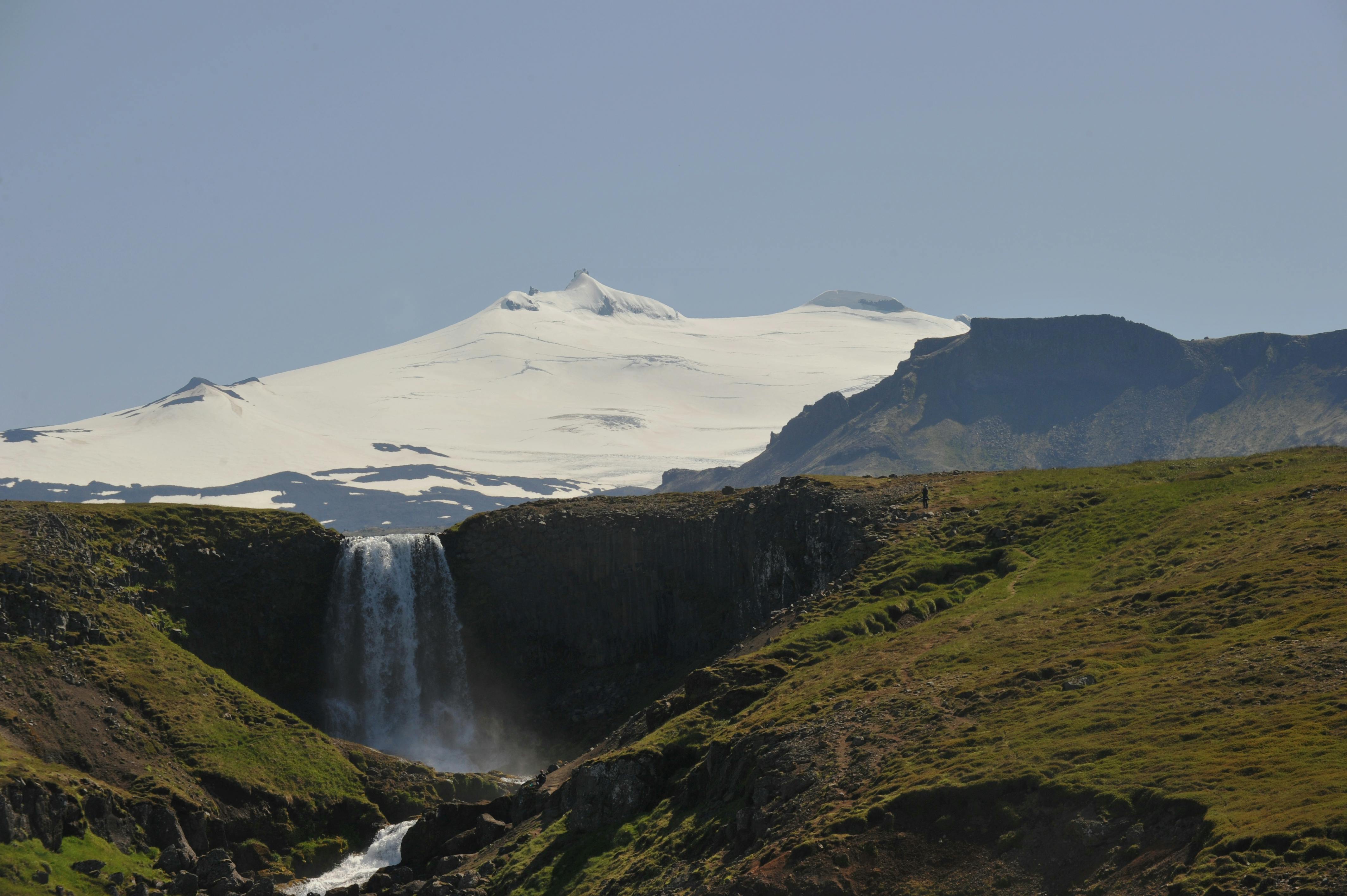 View of the Svodufoss Waterfall in Iceland · Free Stock Photo