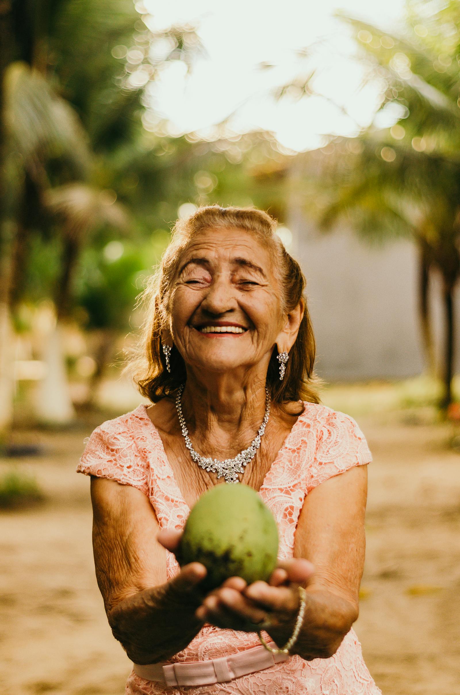 Old Woman Photos, Download The BEST Free Old Woman Stock Photos & HD Images